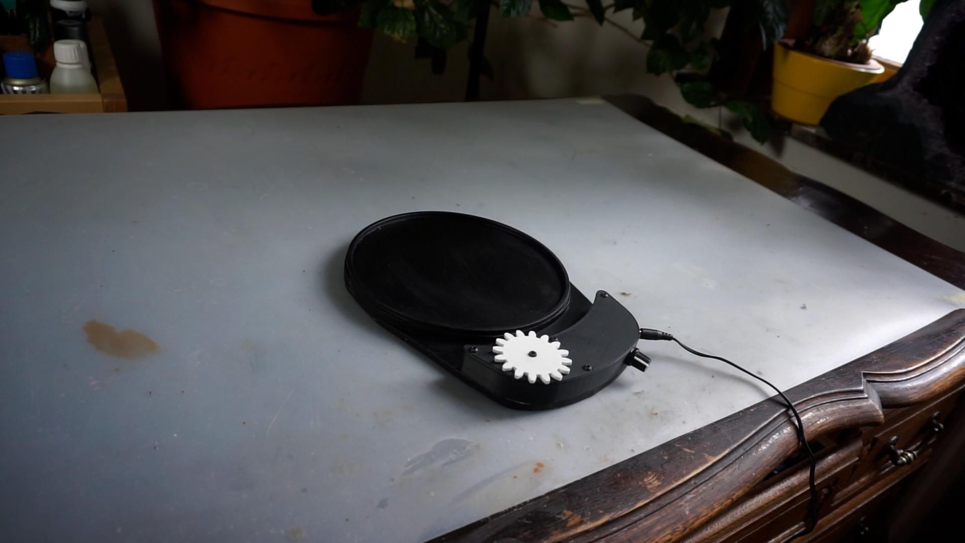 How to Make a Motorized Lazy Susan With a Secret : 9 Steps (with ...