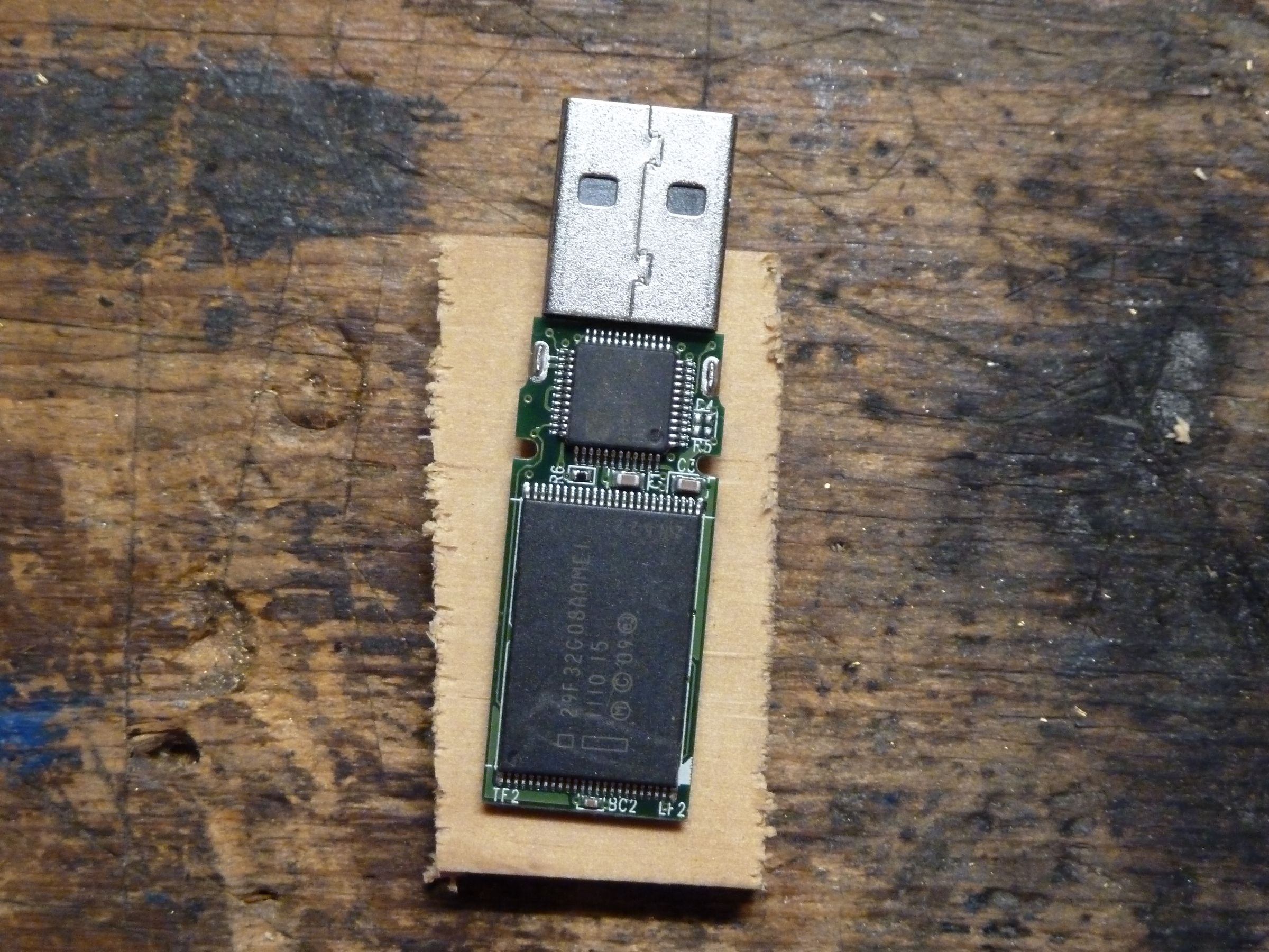 Elegant Wooden Flash Drive : 7 Steps (with Pictures) - Instructables