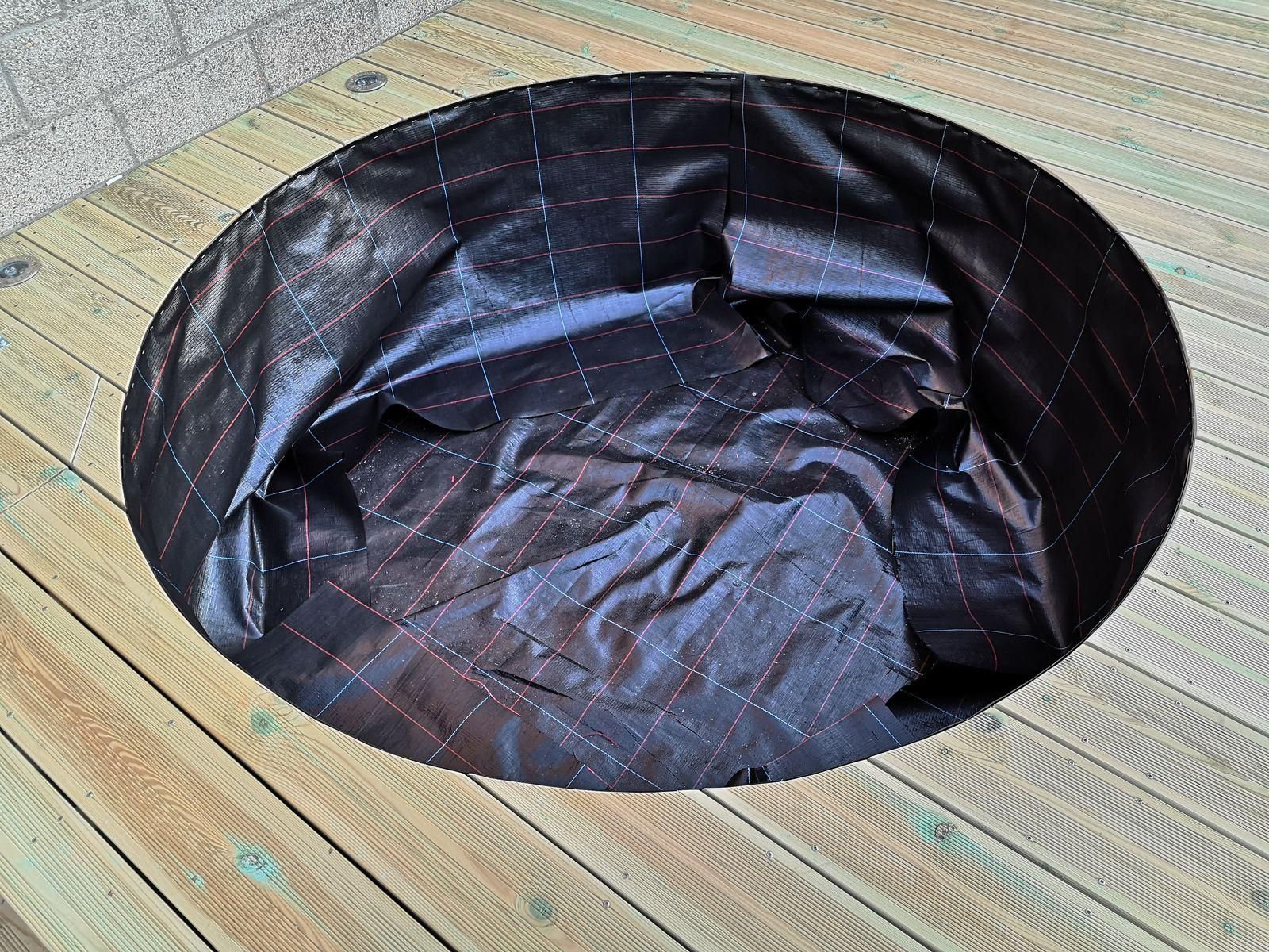 Make a Floating Deck for an Inflatable SPA, With a Motorized Cover ...