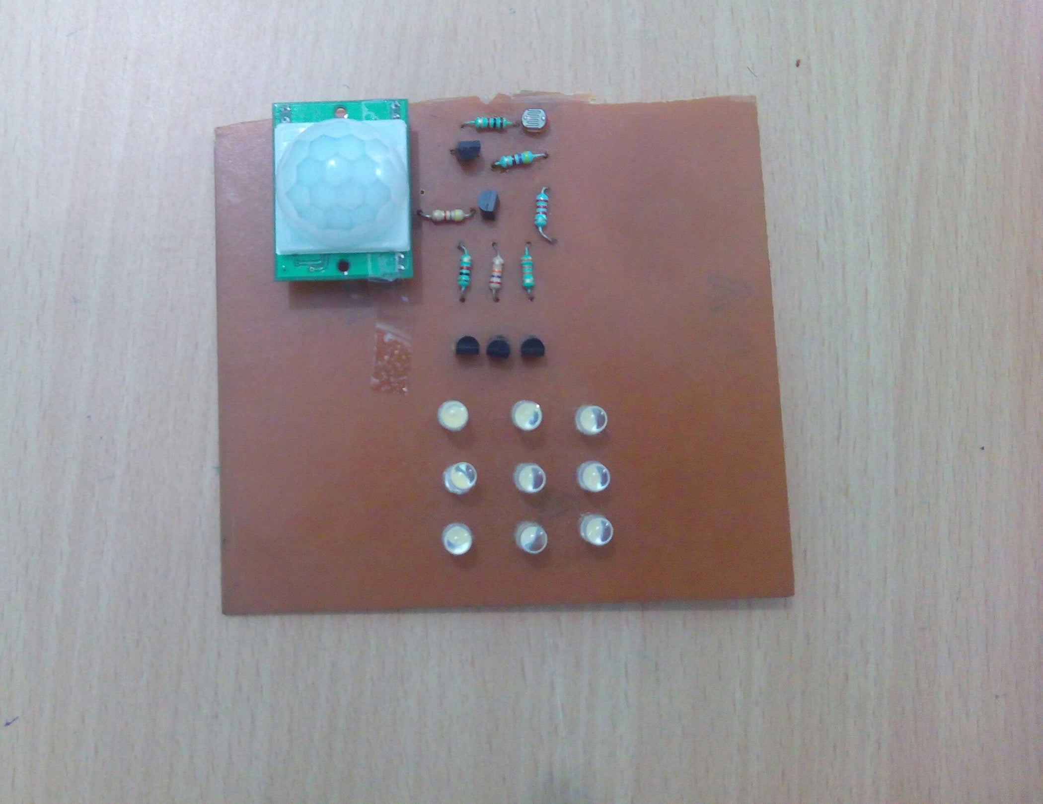 Intelligent Power Saving System : 4 Steps - Instructables