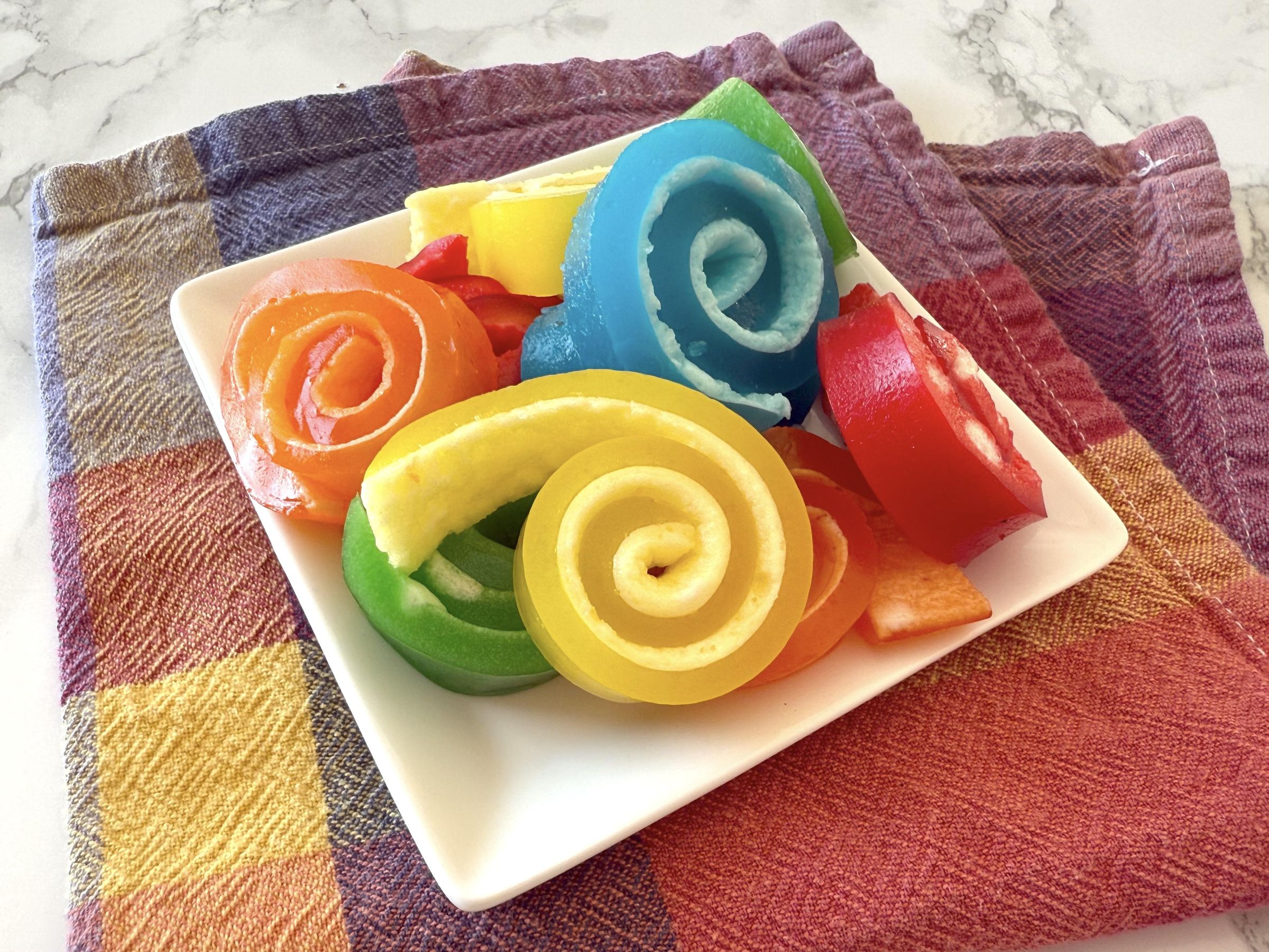 Jello Roll Ups - Jello Pinwheels : 4 Steps (with Pictures) - Instructables