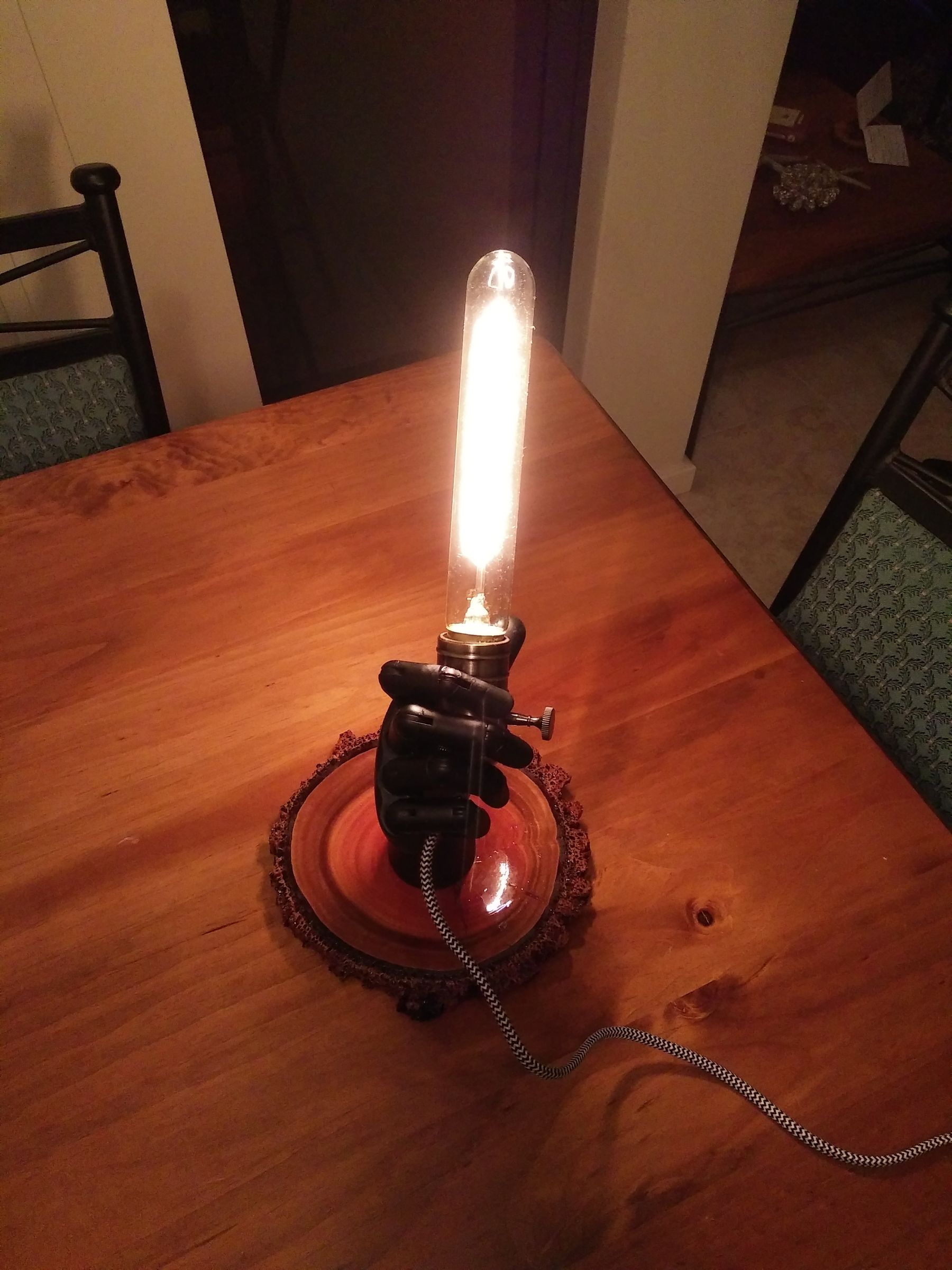 Wooden Hand Light With Wood Log Slice Base (with Pictures) - Instructables