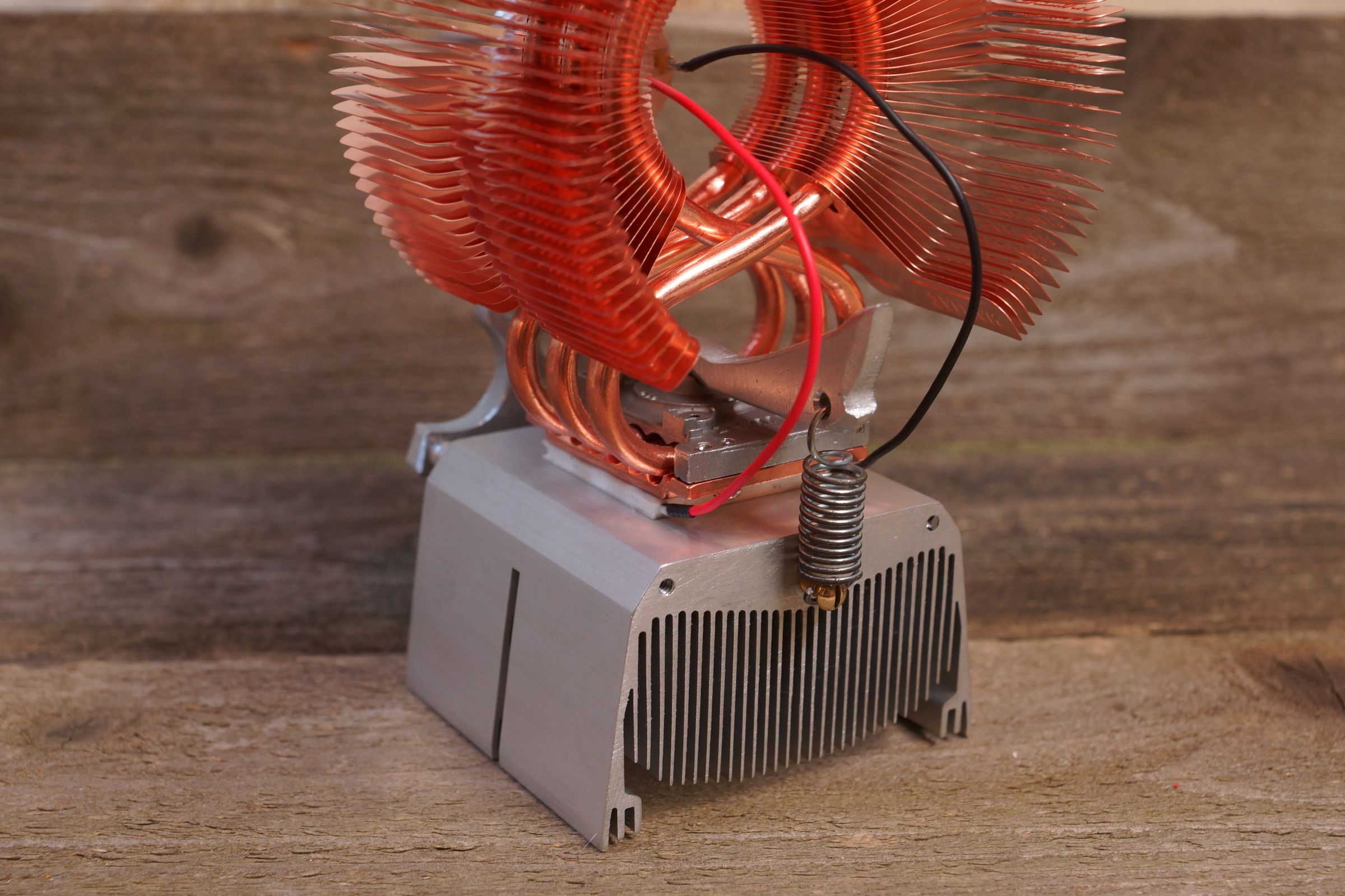 Peltier Fan / Phone Charger : 6 Steps (with Pictures) - Instructables