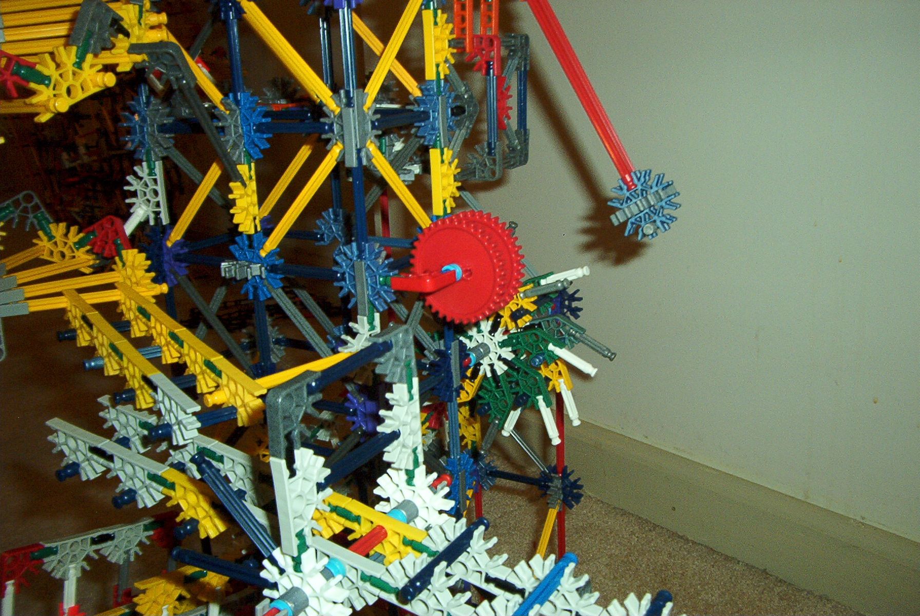Project FREEFALL K'nex Ball Machine : 18 Steps - Instructables