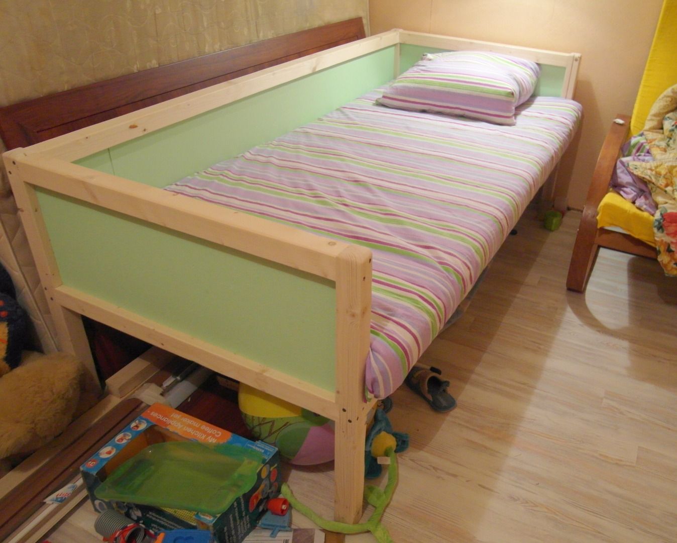 Cot (or Bed) : 6 Steps - Instructables