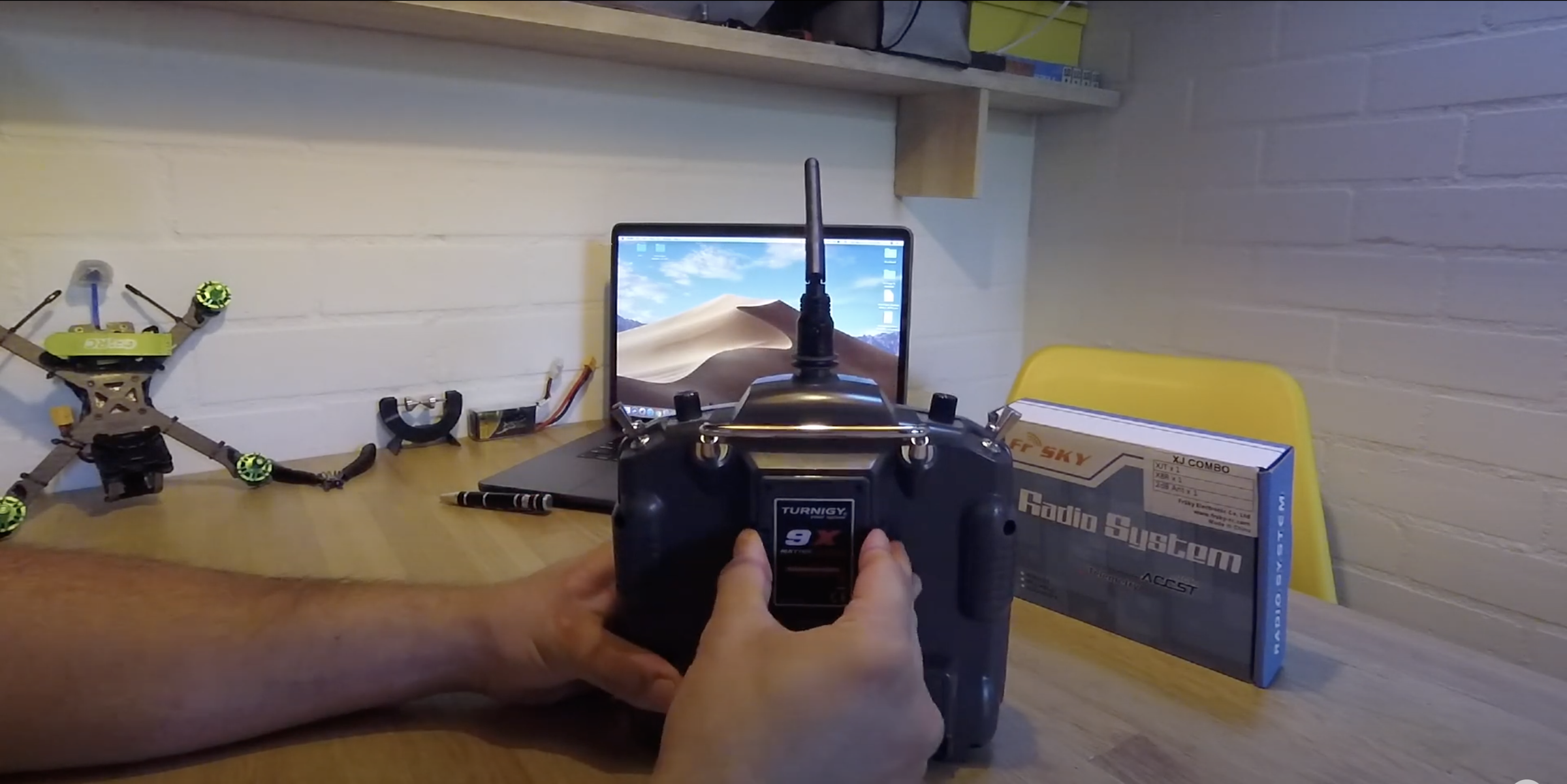 Turnigy 9X Ultimate Upgrade ! FrSky XJT & X8R Modules [Installation and ...