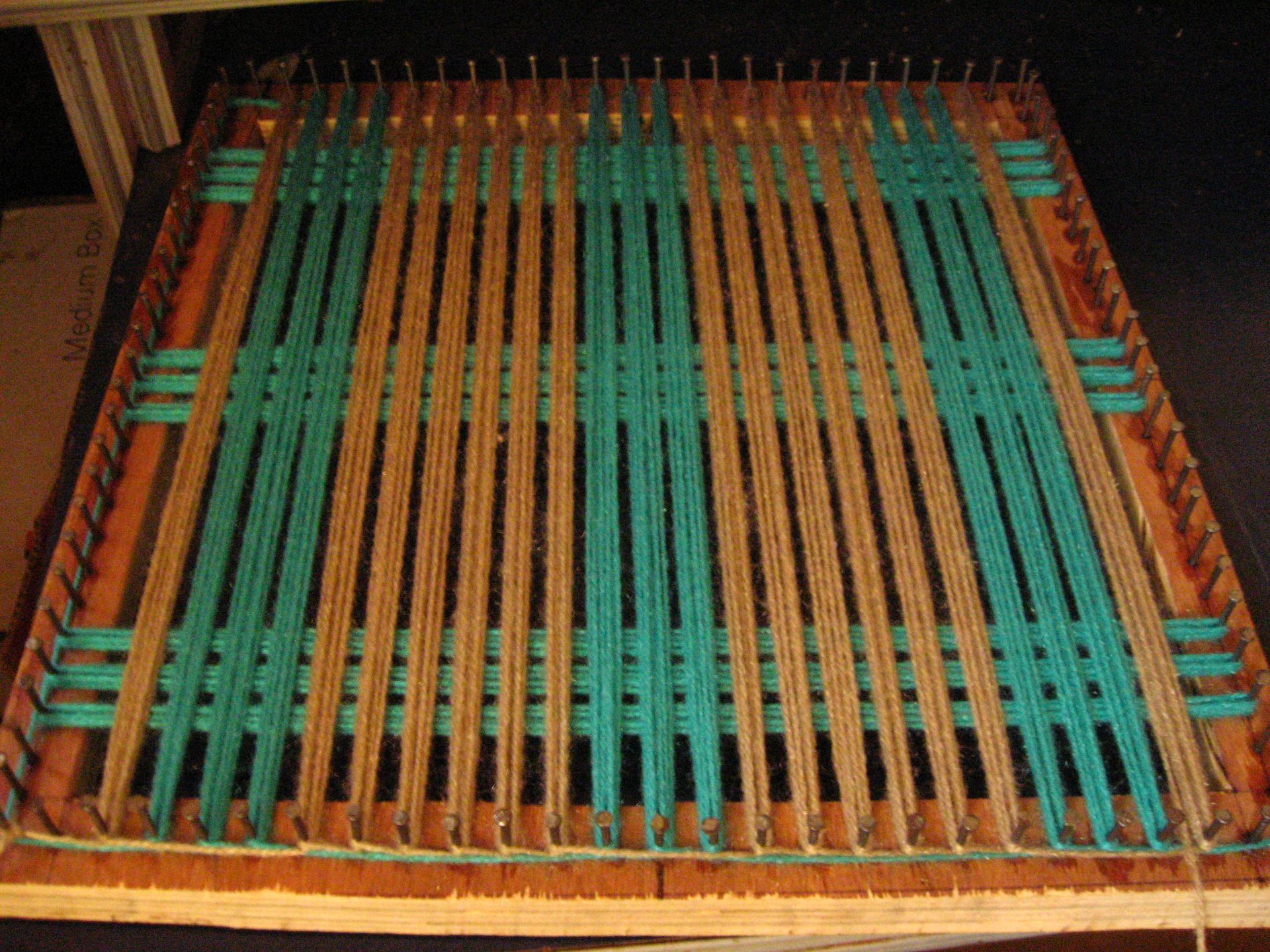 How to Weave a Small Table Mat With Home Made Loom : 13 Steps (with ...