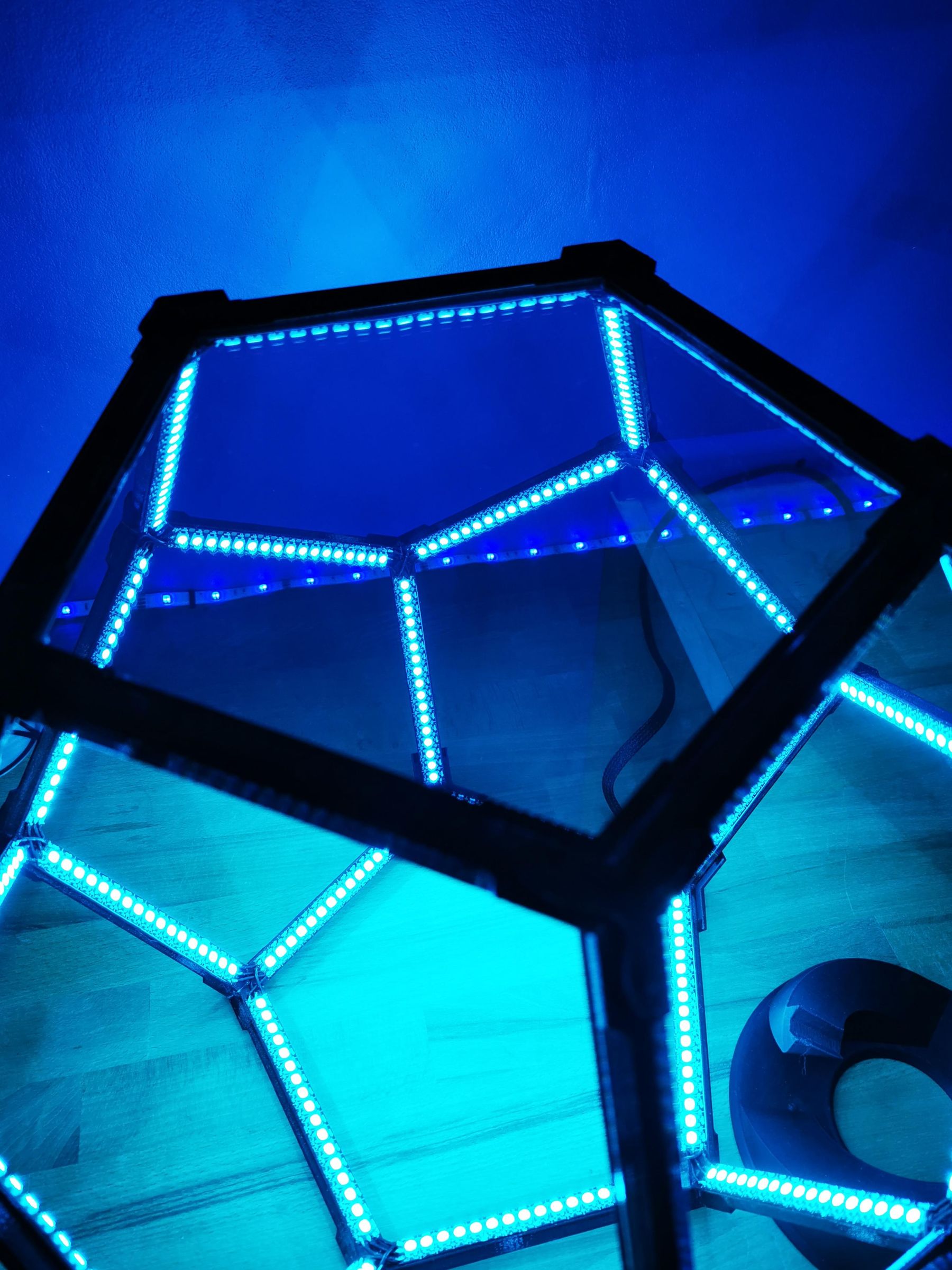 Infinity Mirror Dodecahedron : 6 Steps (with Pictures) - Instructables