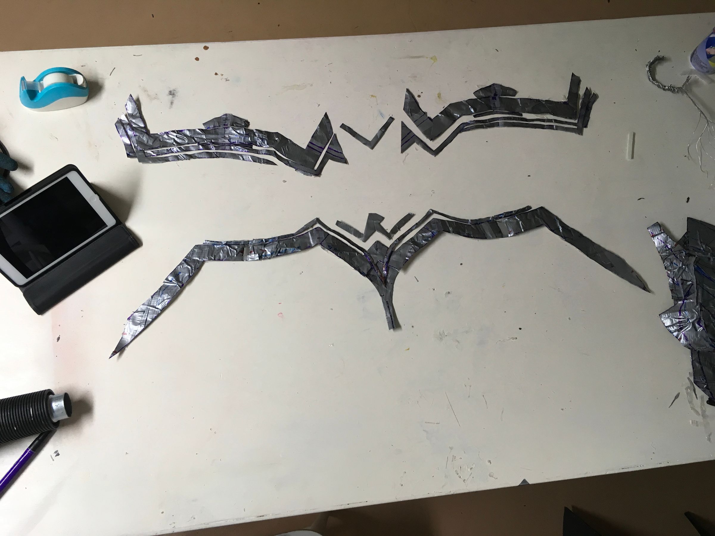 Wonder Woman Cosplay: Body Armour and Gladiator Skirt : 11 Steps (with ...