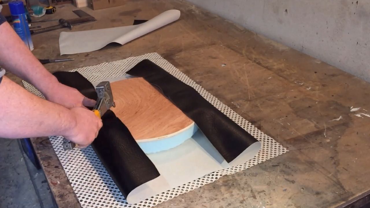 Old Car Tyre Stool : 13 Steps (with Pictures) - Instructables