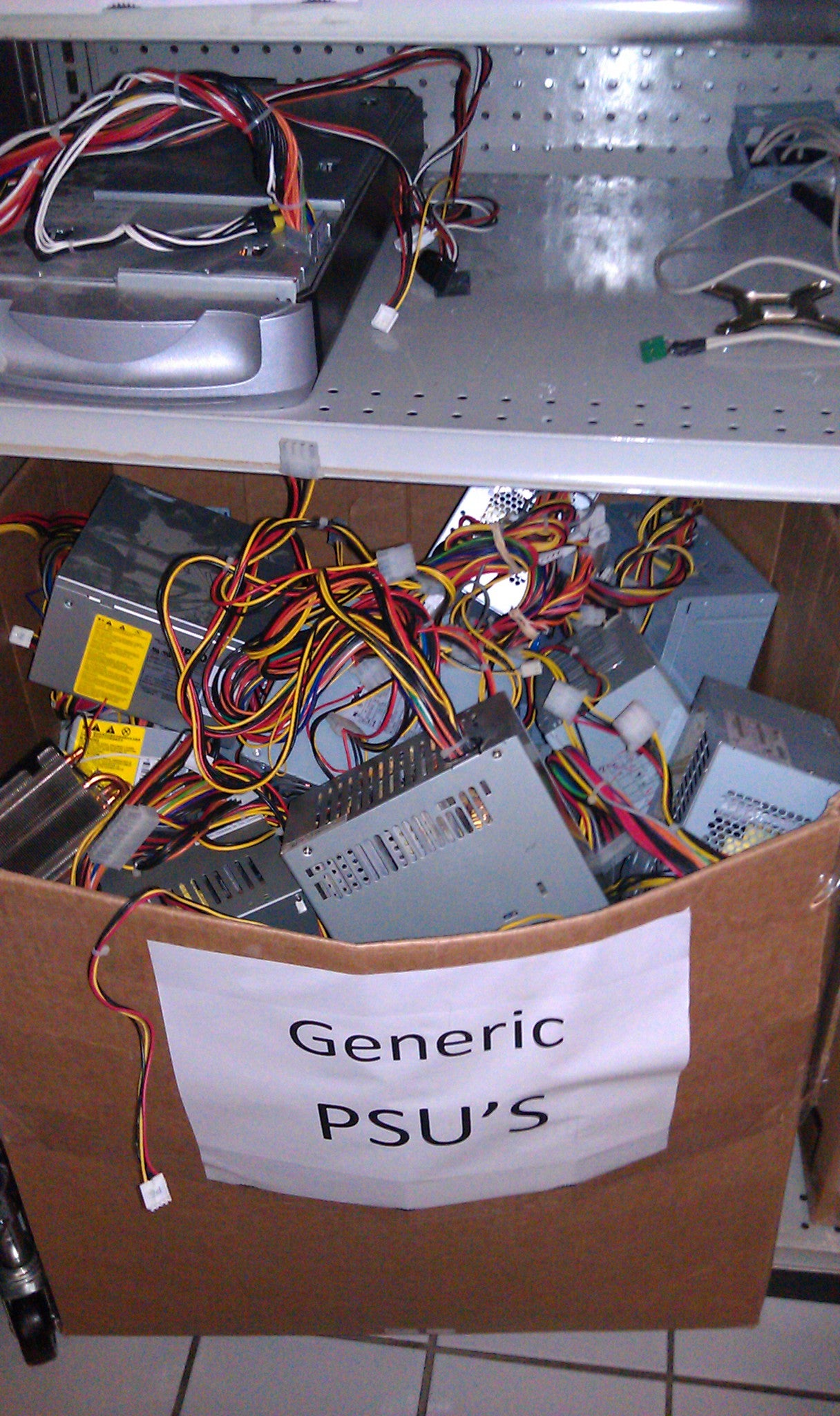 Universal Power Supply for Arduino + Breadboard : 9 Steps - Instructables