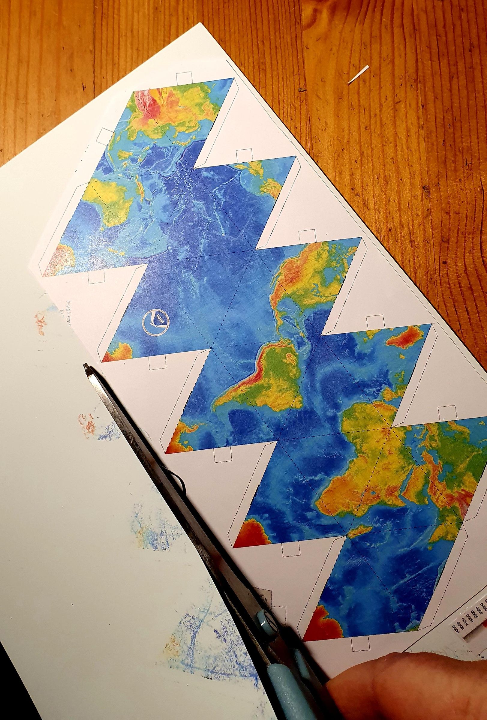 Movable Fridge Map : 5 Steps (with Pictures) - Instructables