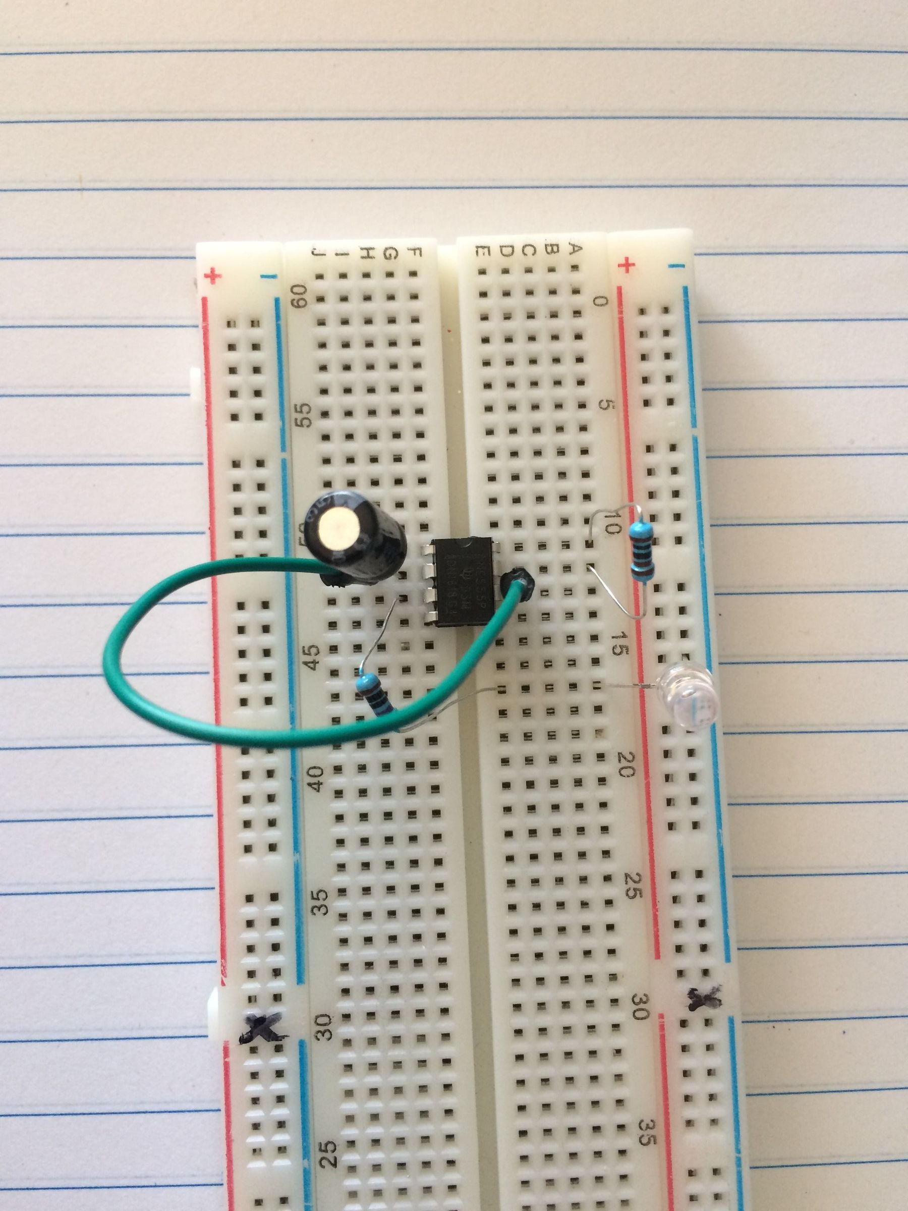 555 Timer Blink Circuit! : 9 Steps (with Pictures) - Instructables