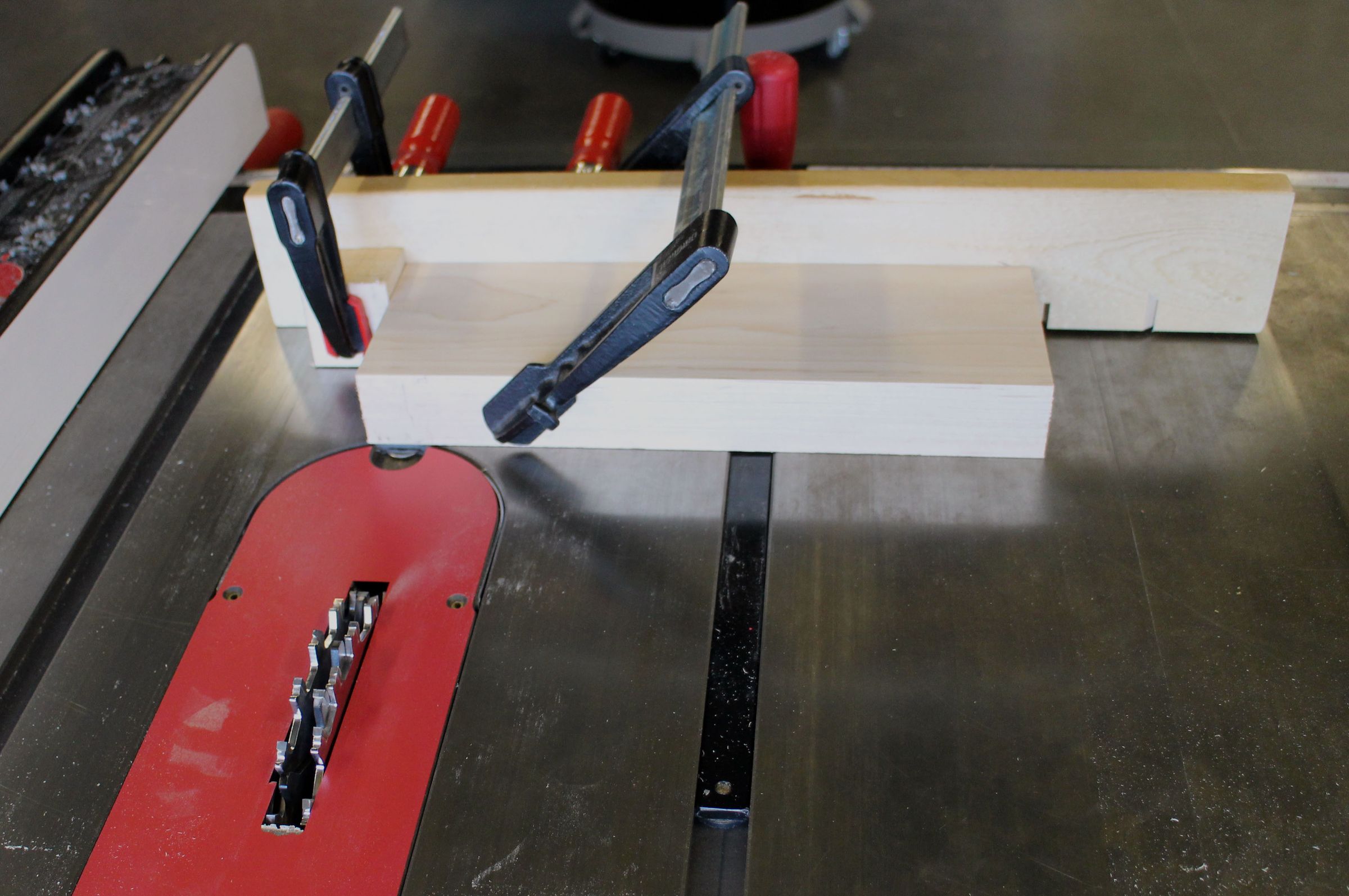 Light-Up Disco Table : 27 Steps (with Pictures) - Instructables