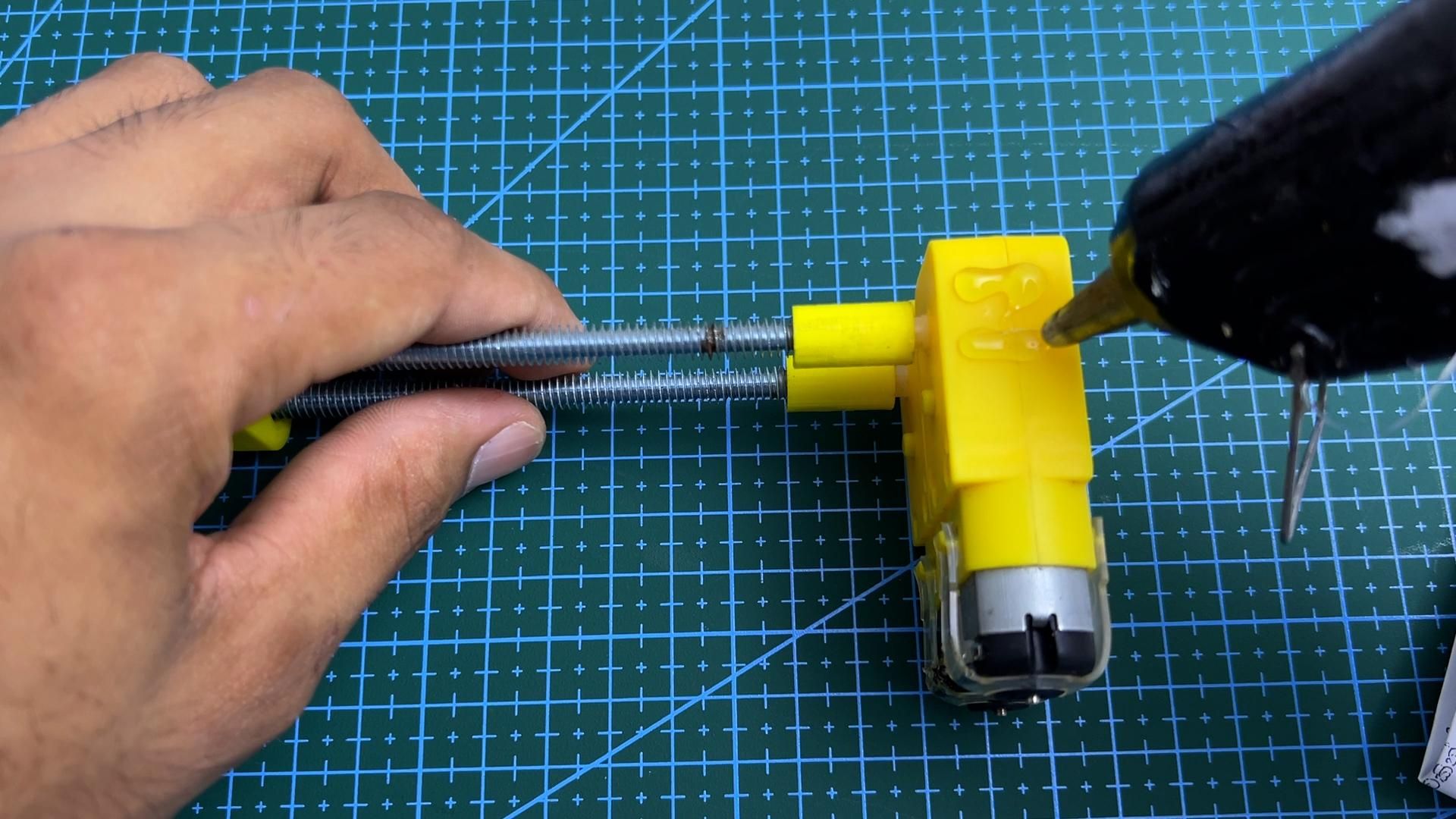 High Powerful Linear Actuator : 7 Steps - Instructables