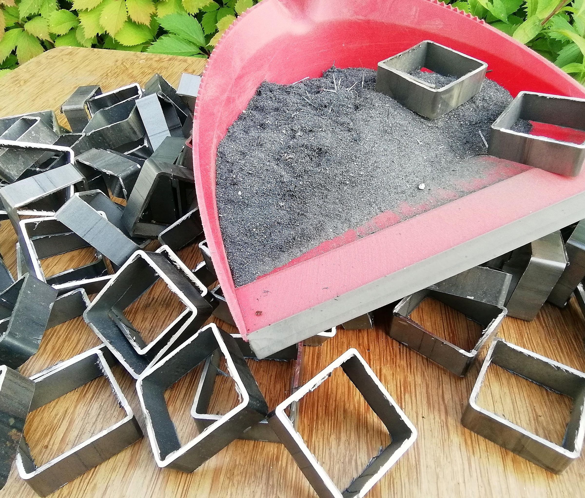 Steel Sphere Which Is Easy to Make With the Help of Some Cement : 11 ...