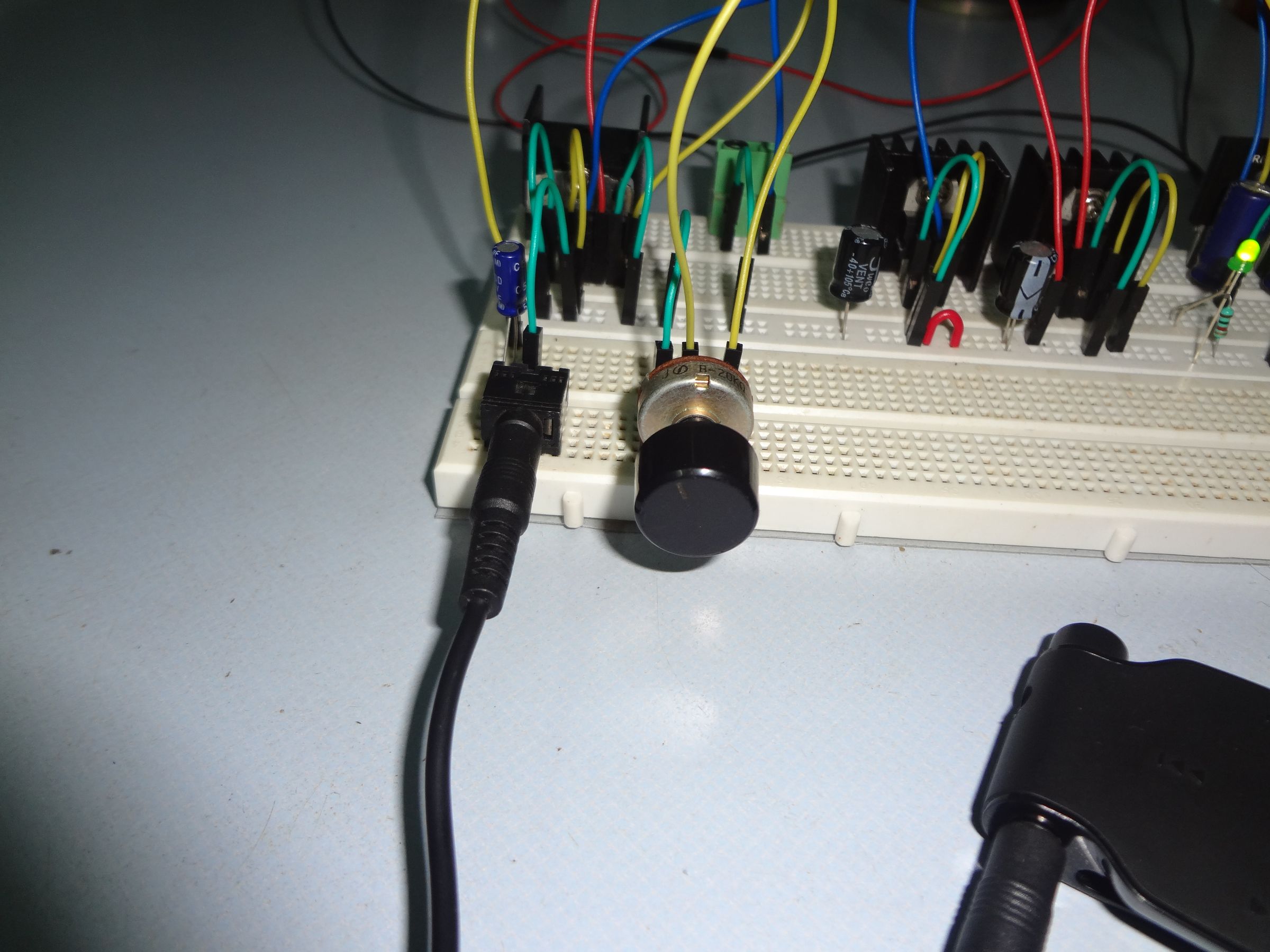 6 Watt Amplifier Using TDA2614 : 6 Steps - Instructables