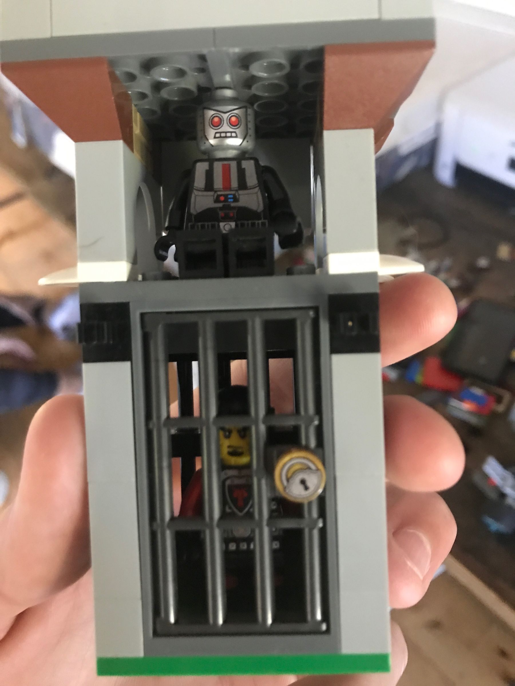 1-Person LEGO Prison City : 6 Steps - Instructables