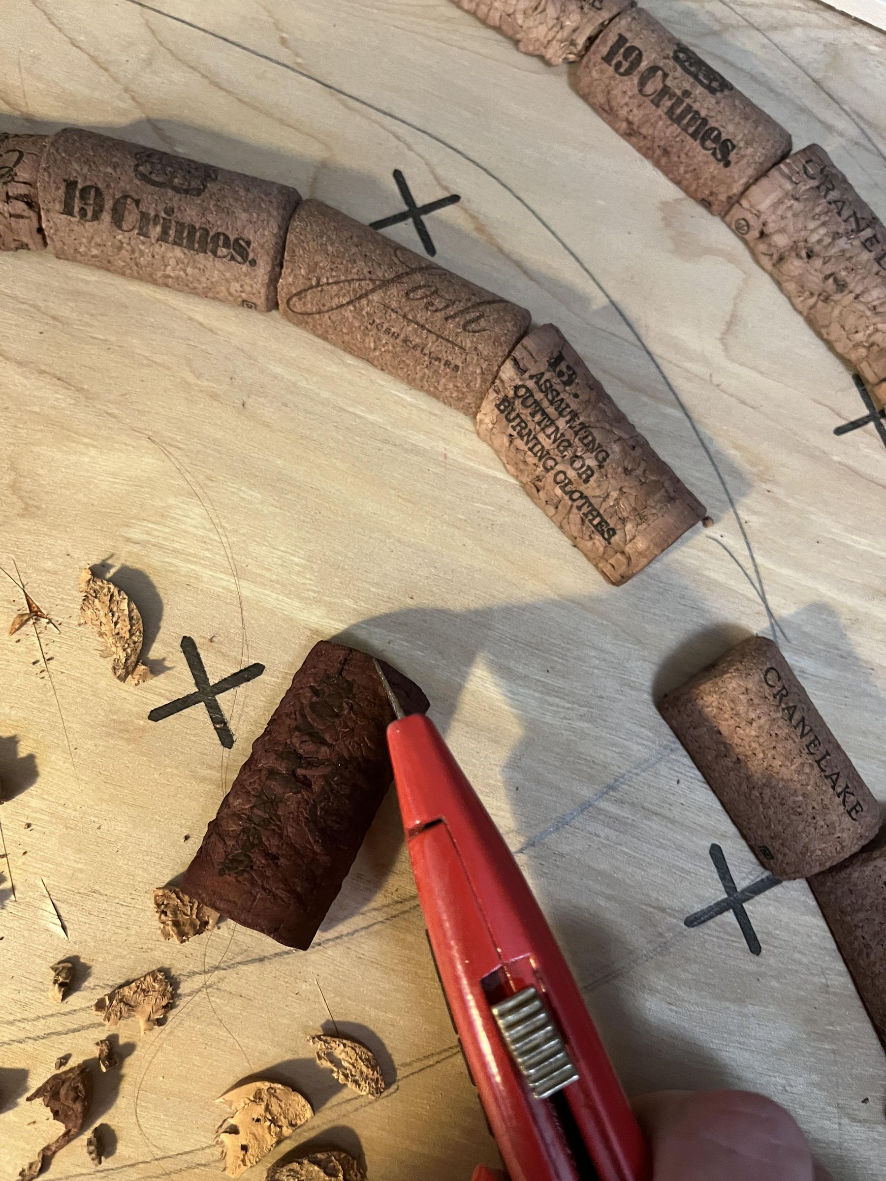 Wine Cork Wall Hanging : 8 Steps (with Pictures) - Instructables