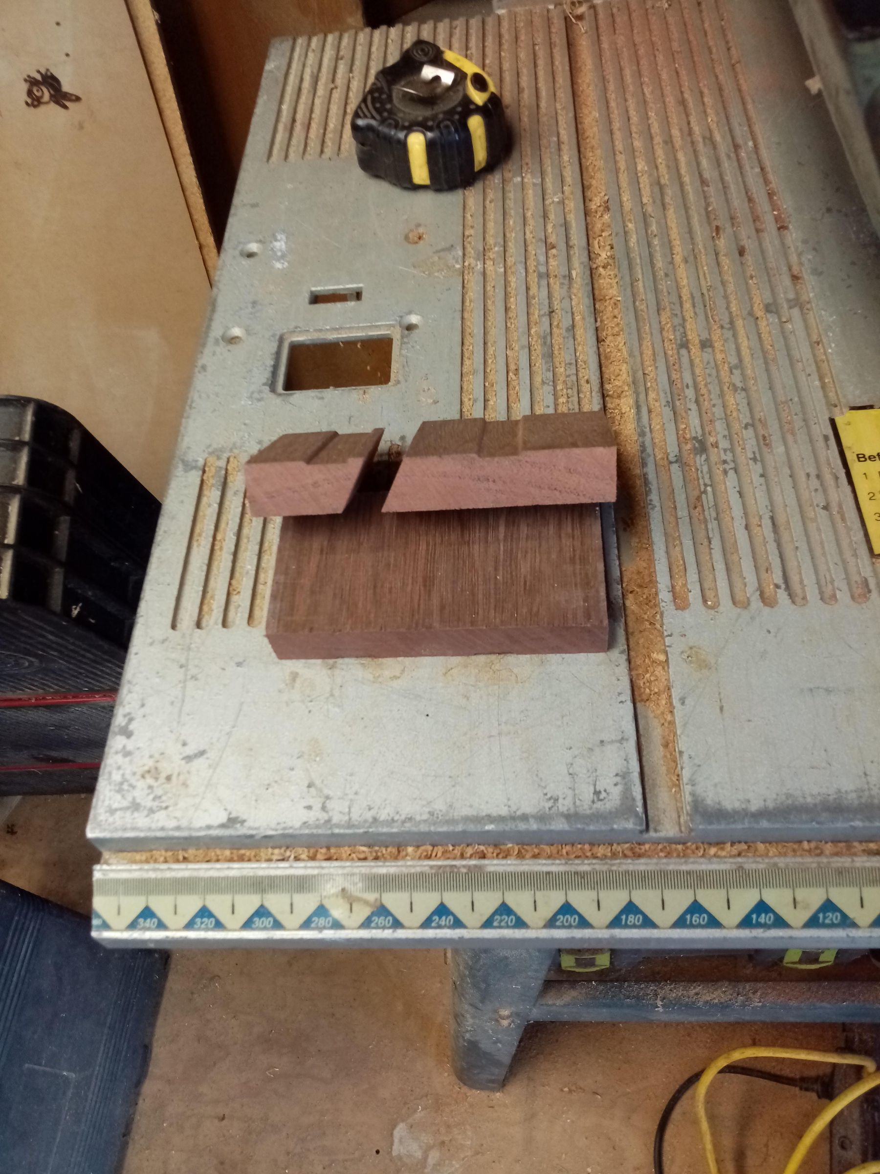 Simple Mobile Phone Stand : 9 Steps (with Pictures) - Instructables