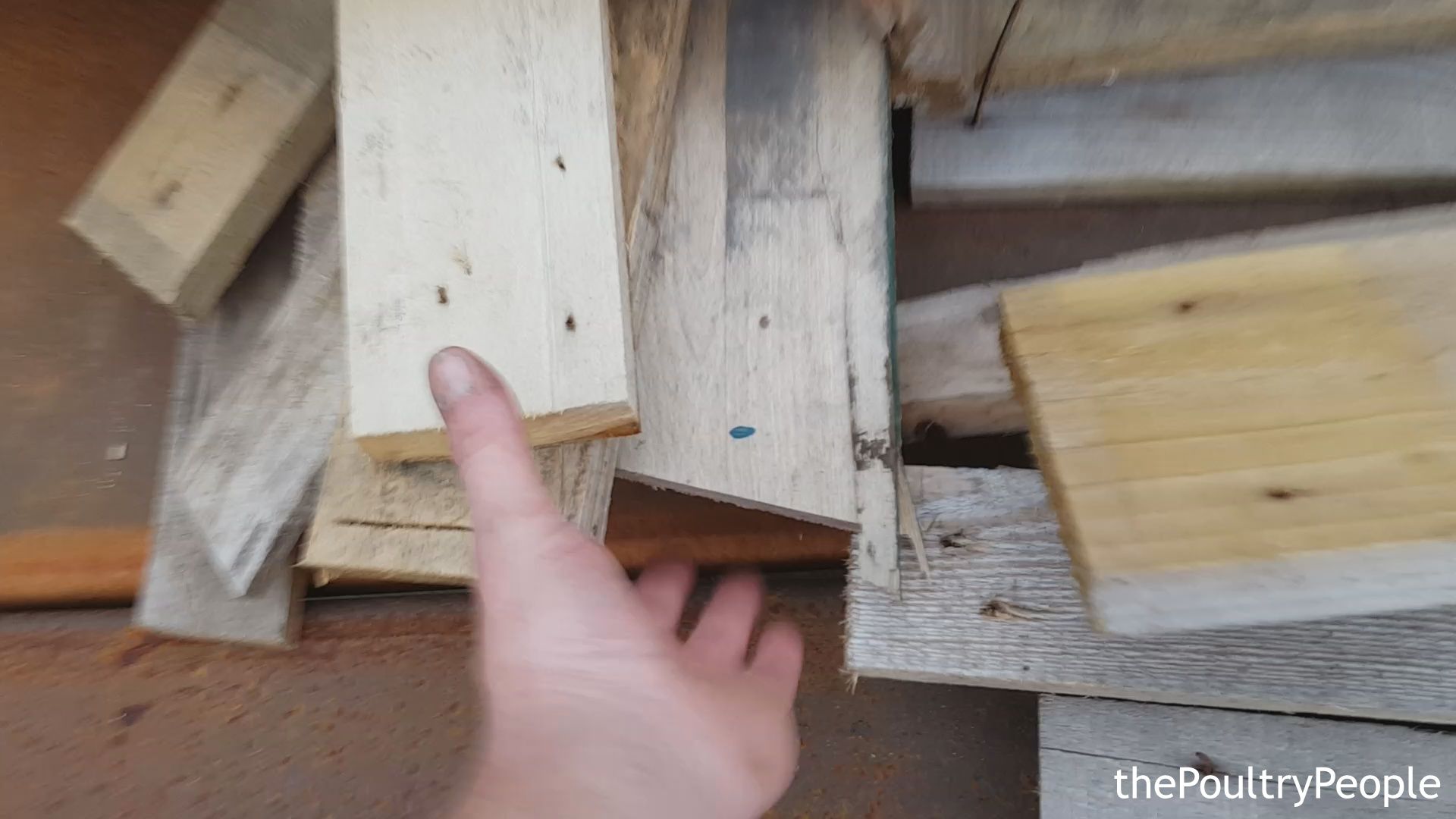 Simple Pallet Shelf : 4 Steps (with Pictures) - Instructables