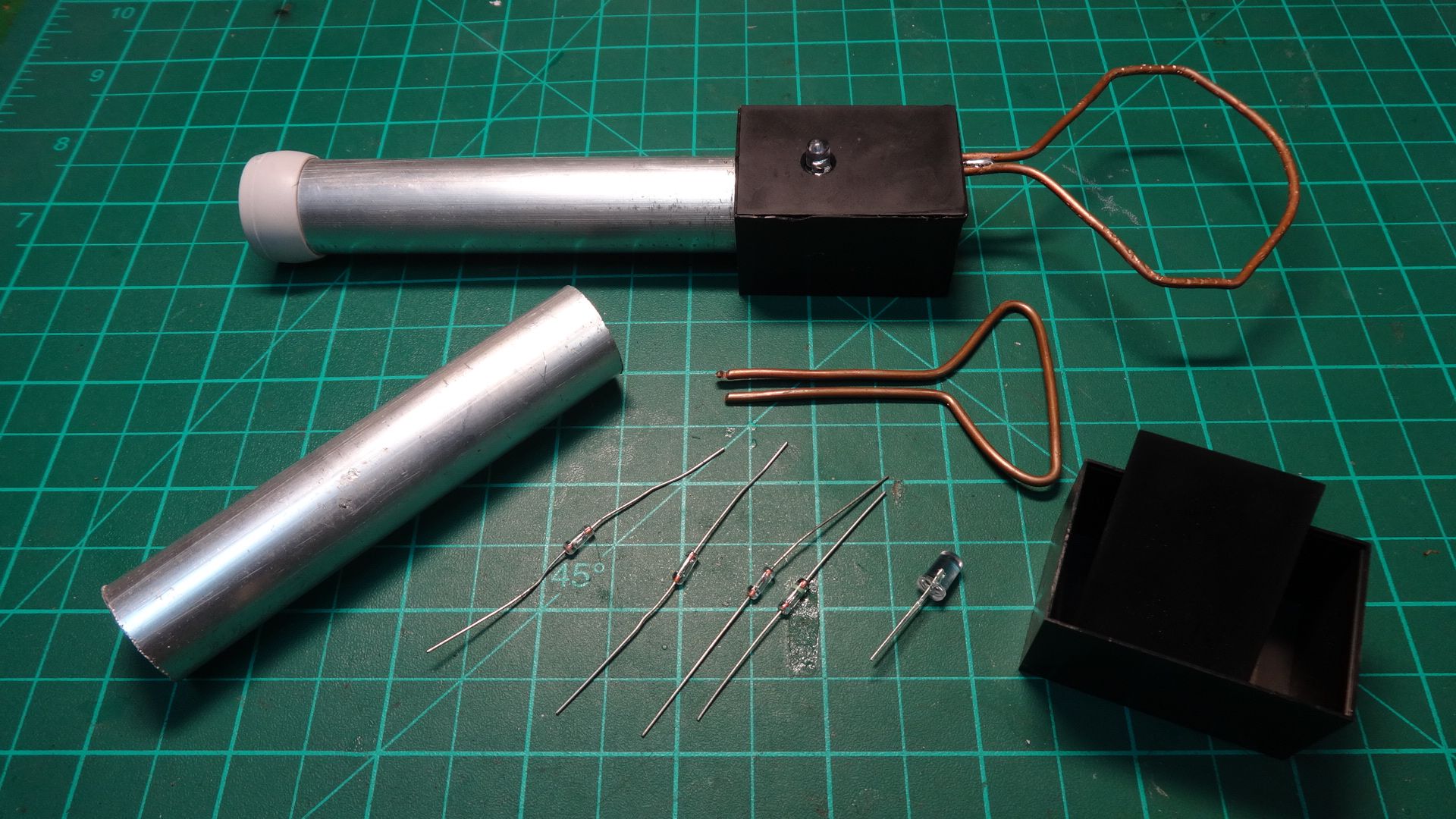 How to Make a Electrostatic RF Detector or Ghost Detector - Instructables
