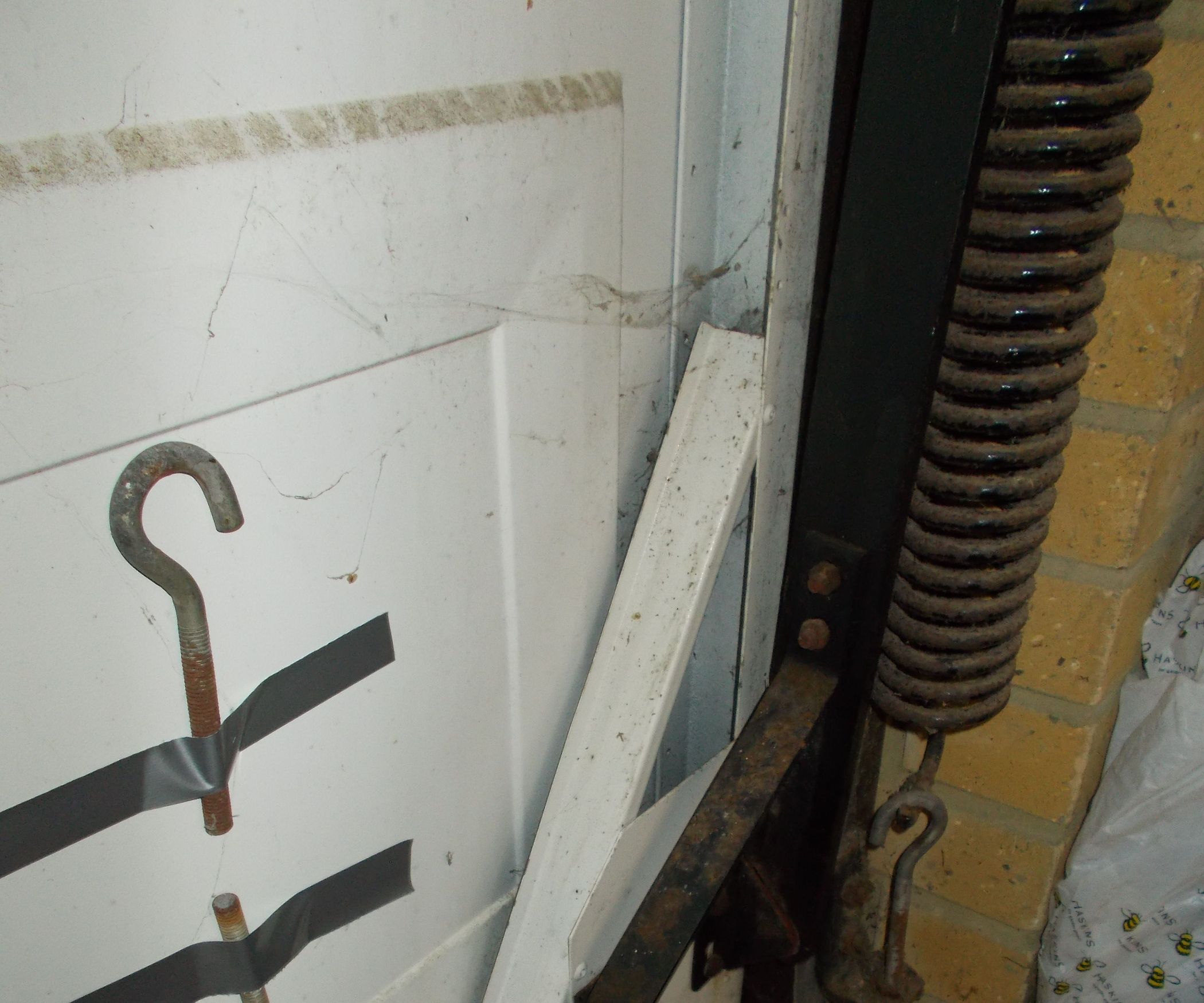 Fixing Garage Door Vertical Spring Mount : 4 Steps (with Pictures ...