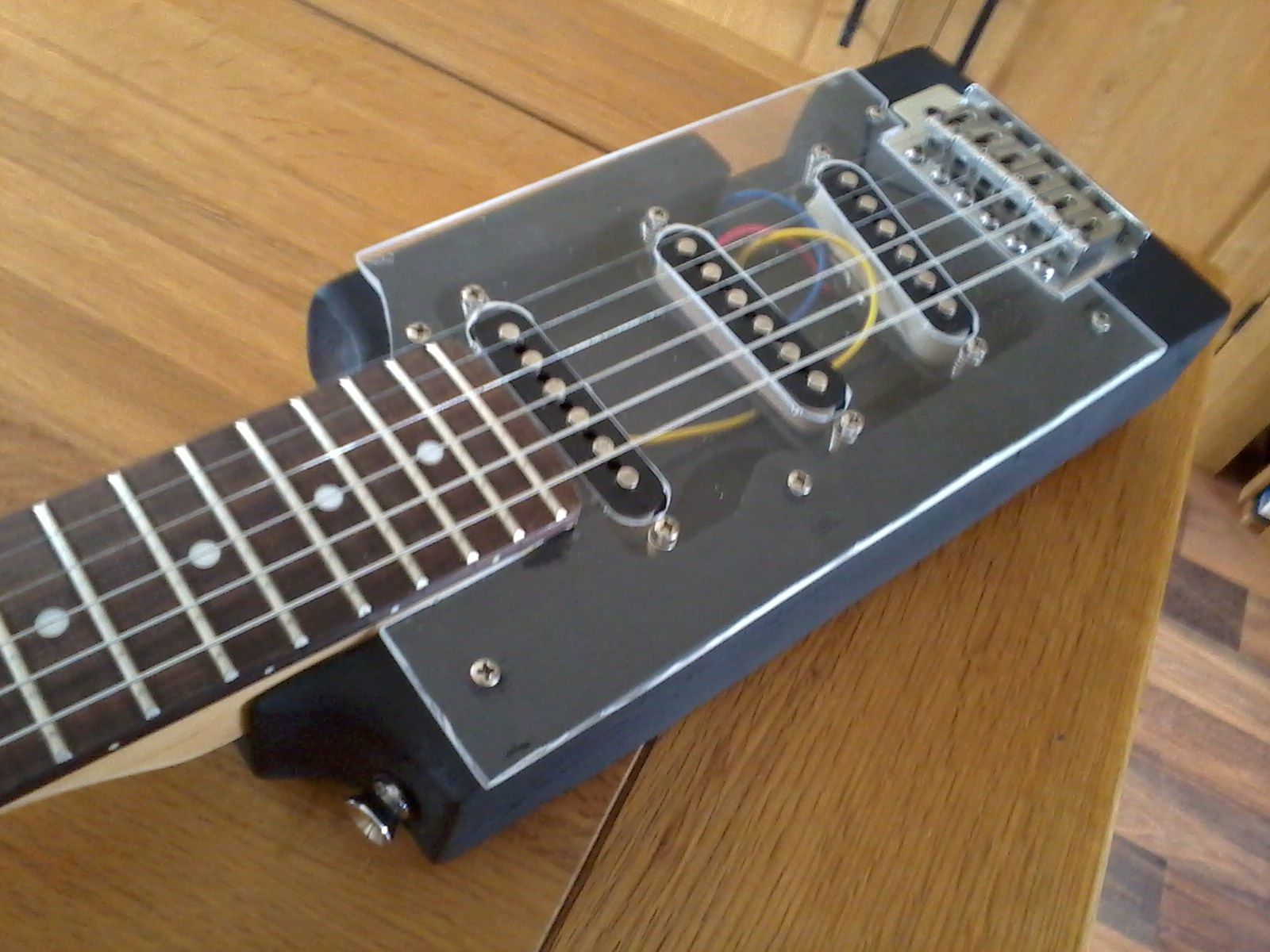 Guitar Modifications, Painting and Tinkering : 7 Steps - Instructables