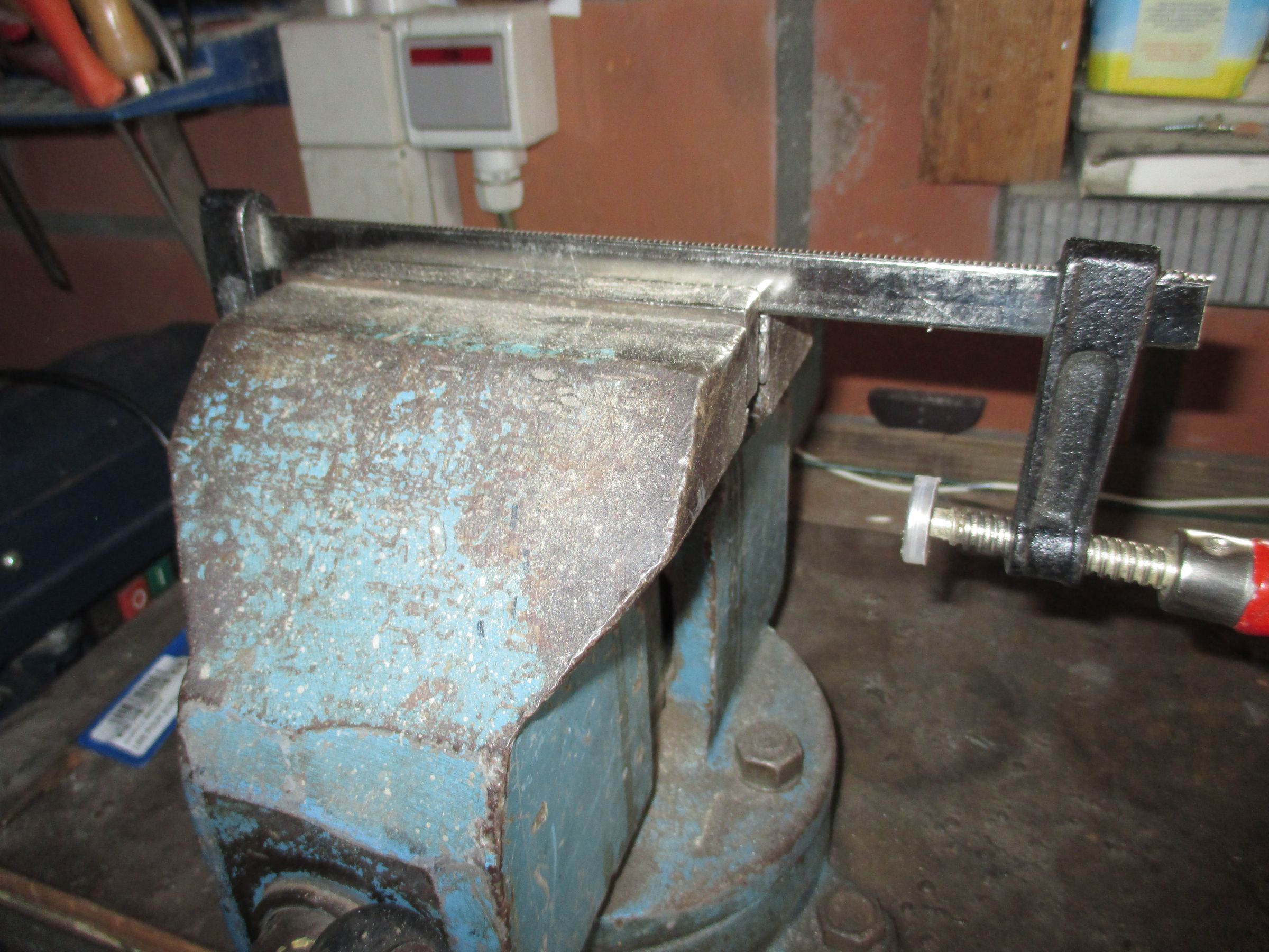 Fixing a Slipping F-clamp (with Pictures) - Instructables