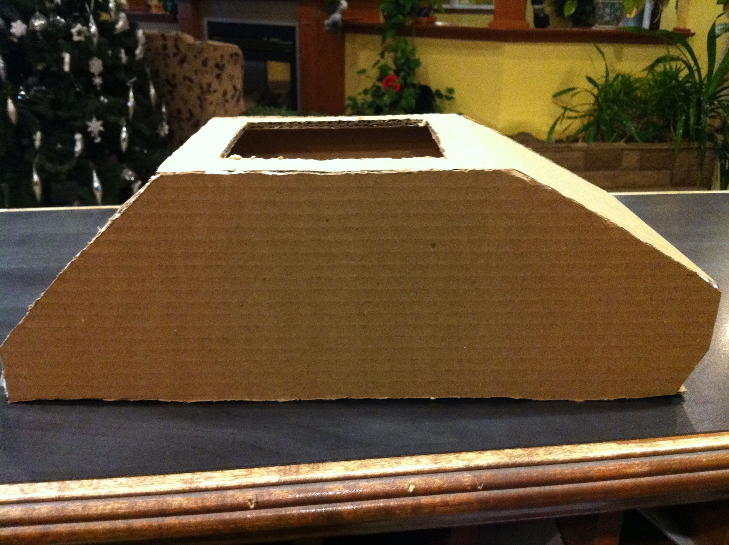 How to Build a Tank With a Cardboard Box : 3 Steps (with Pictures ...