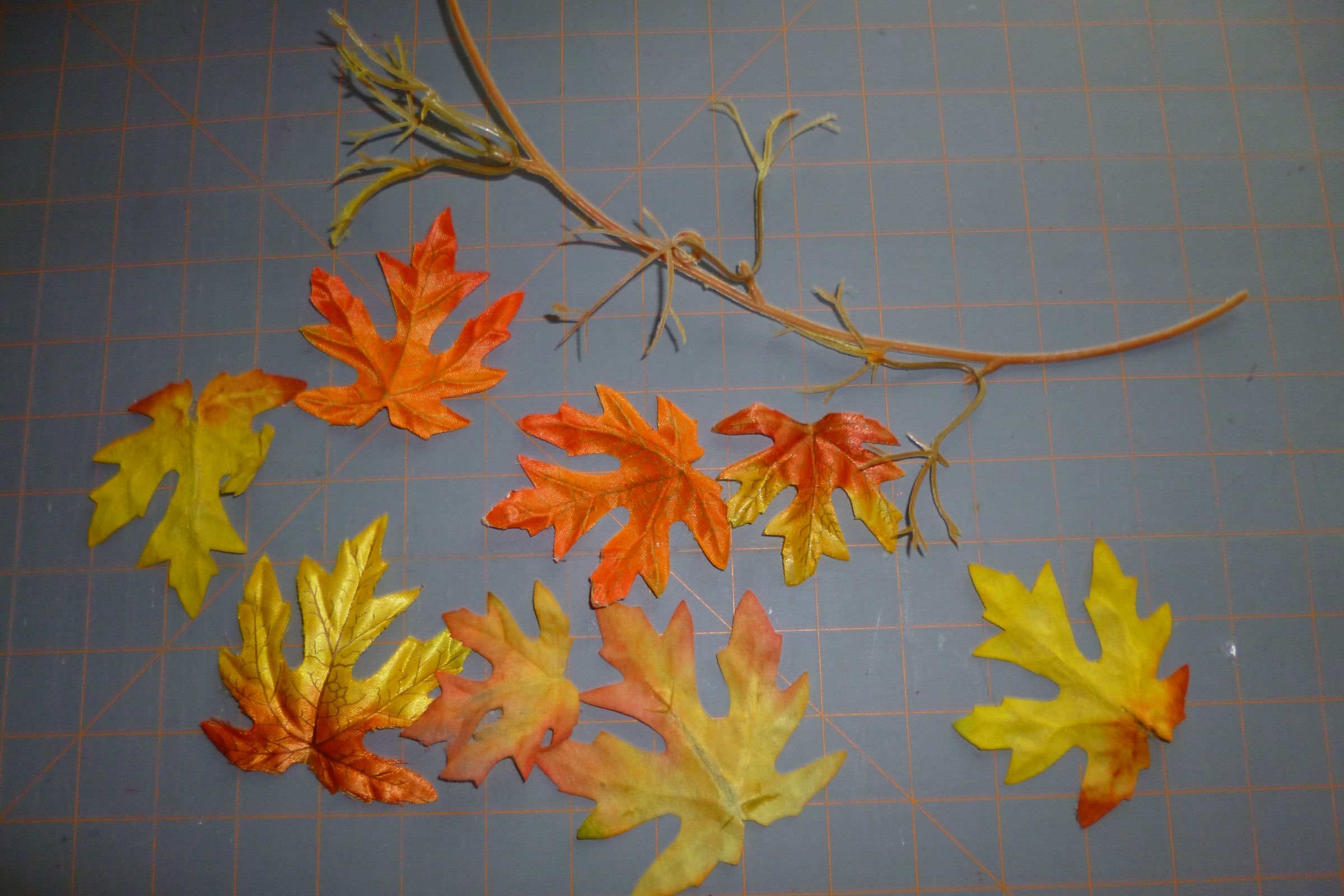 Decorating With Fall Leaves : 5 Steps (with Pictures) - Instructables