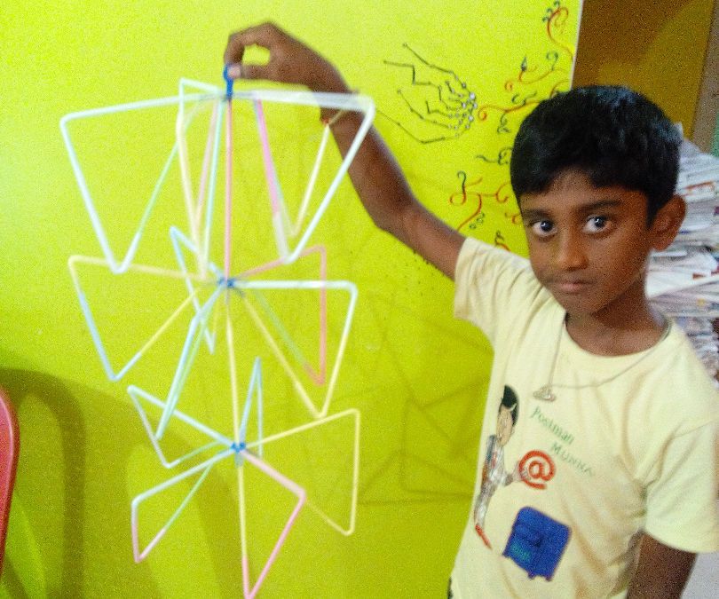 Hanging Flayers : 8 Steps - Instructables