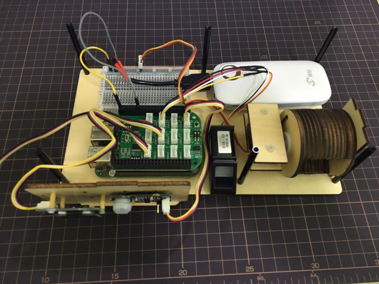 Halloween Candy Machine : 9 Steps (with Pictures) - Instructables