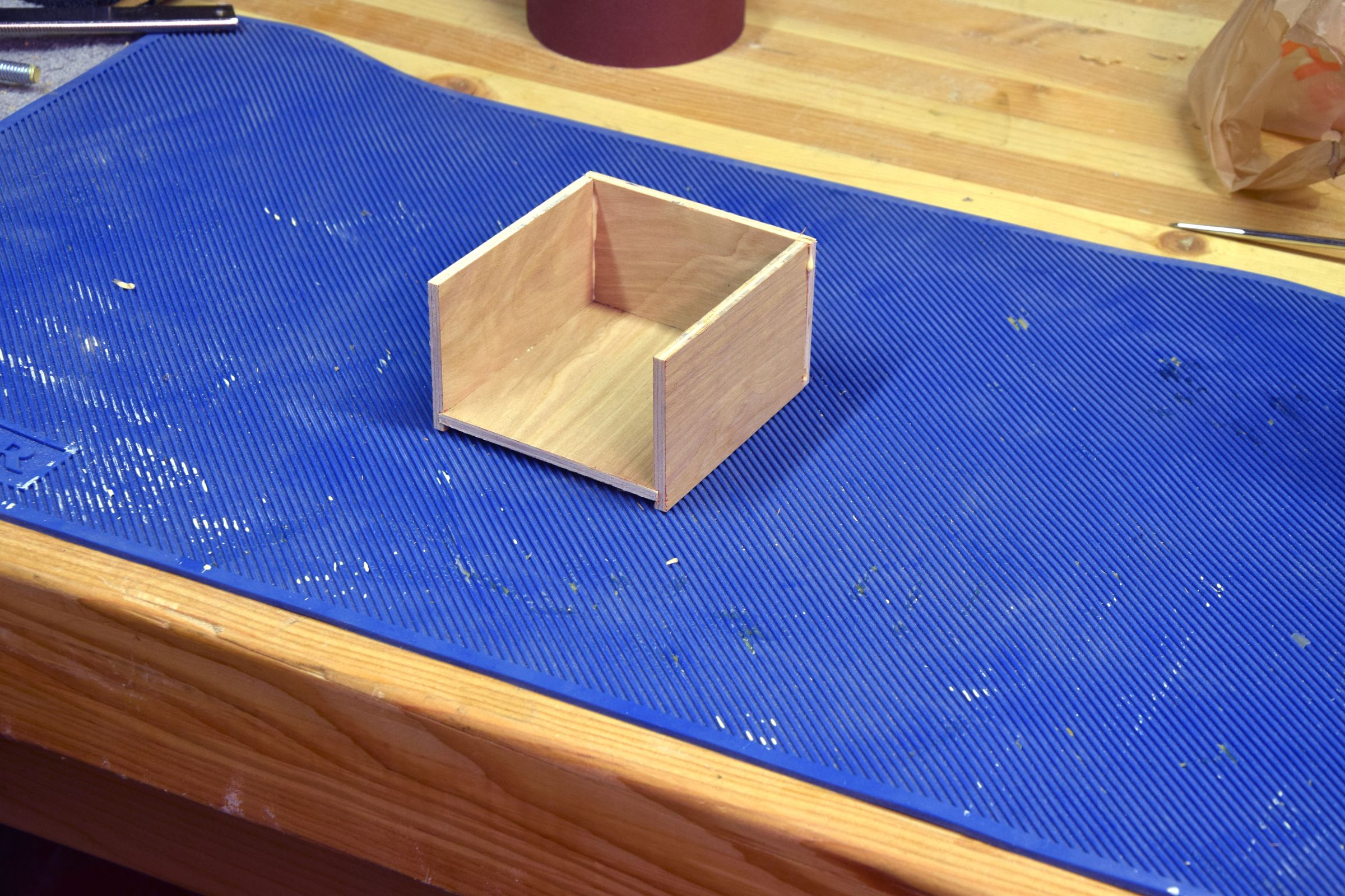 Small Hardware Storage Bins : 14 Steps (with Pictures) - Instructables