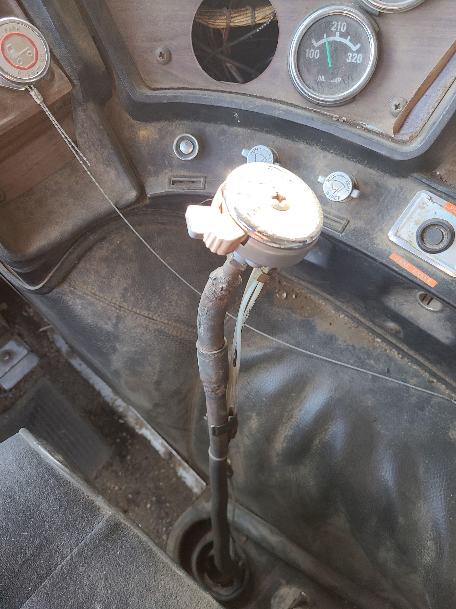 How to Tell the Difference in Semi Transmissions : 6 Steps - Instructables