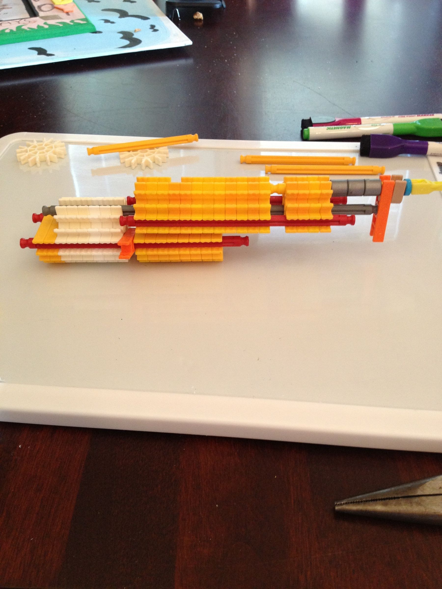 Simple K'nex "Pull Back" Gun : 29 Steps - Instructables
