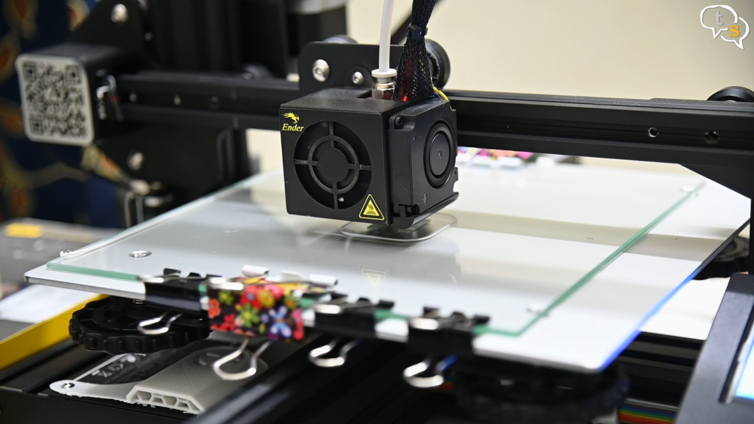 Make Your Own 3D Printed Bust | 3D Scan at Home : 18 Steps (with ...