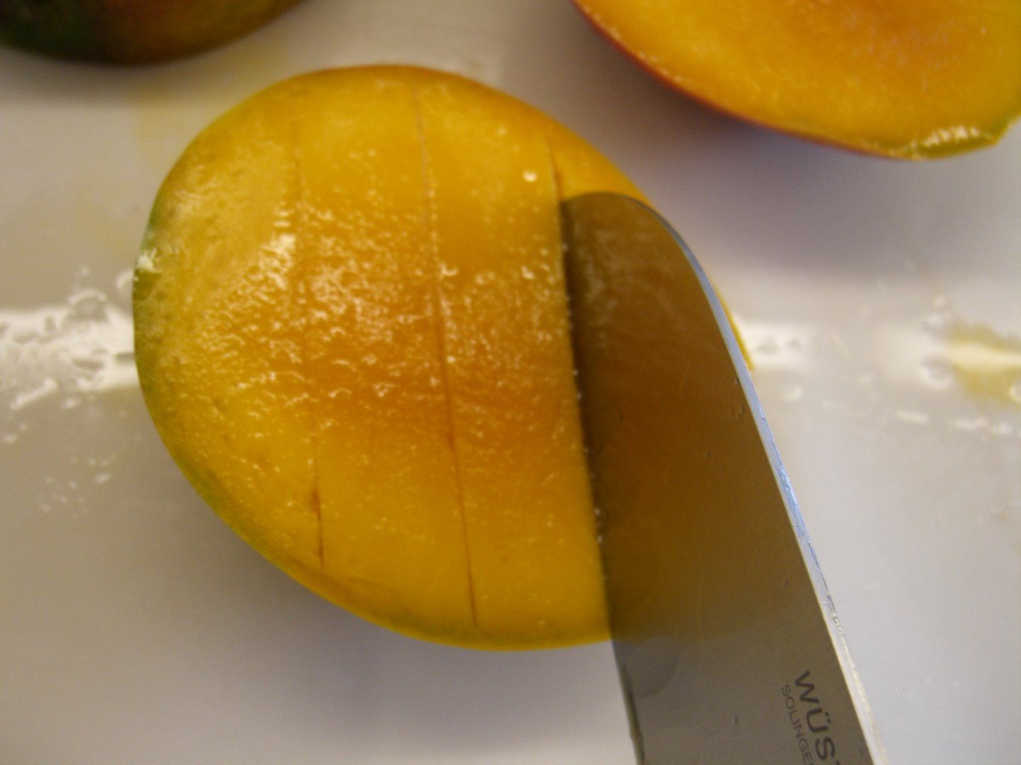 Slicing a Mango - Hawaiian Style : 7 Steps (with Pictures) - Instructables