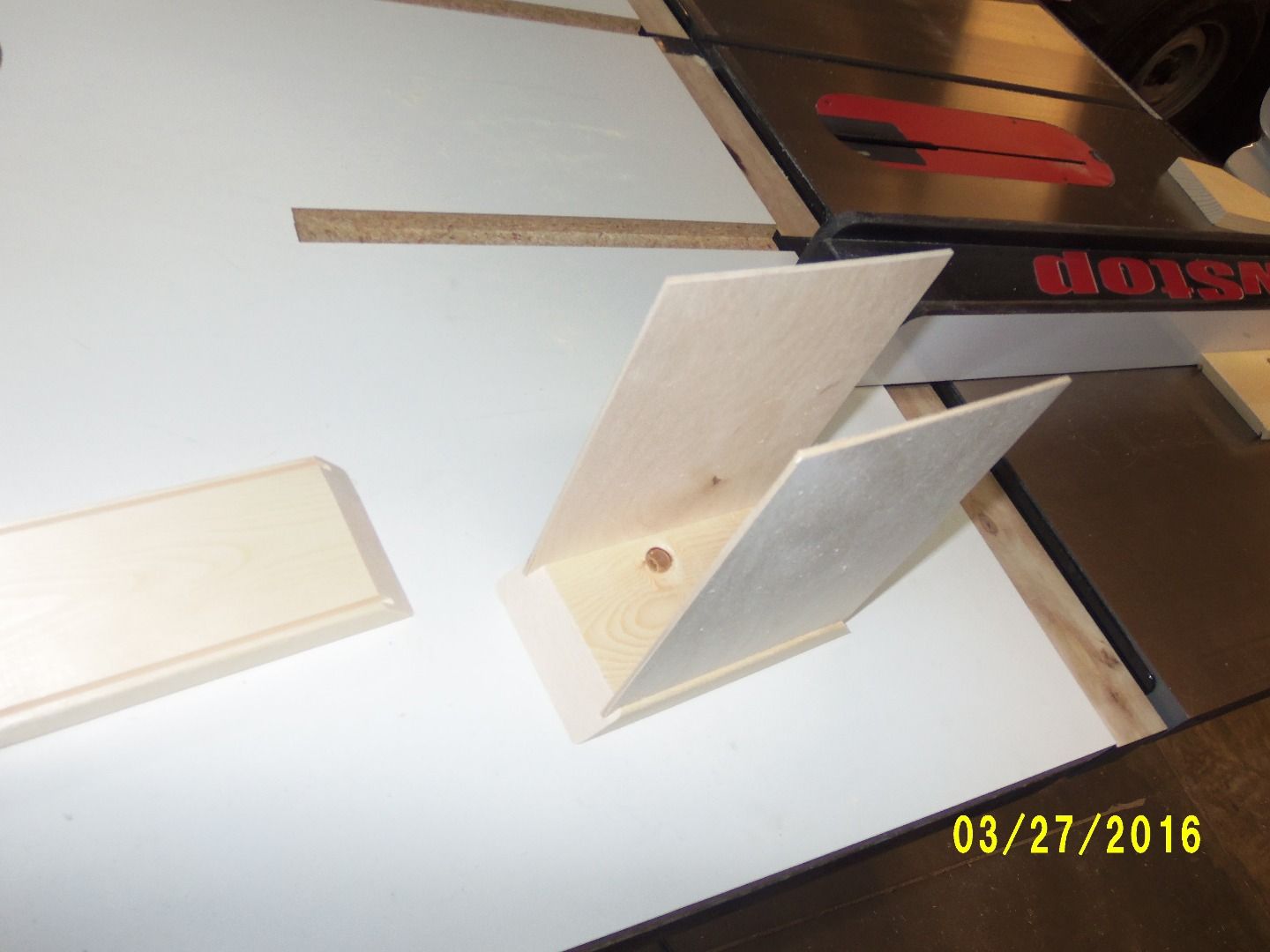 The Easiest Way to Build a Box! : 6 Steps (with Pictures) - Instructables
