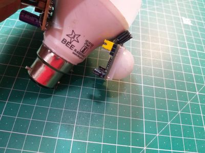 Turning a Bulb Into Smart Light - PIR : 8 Steps - Instructables