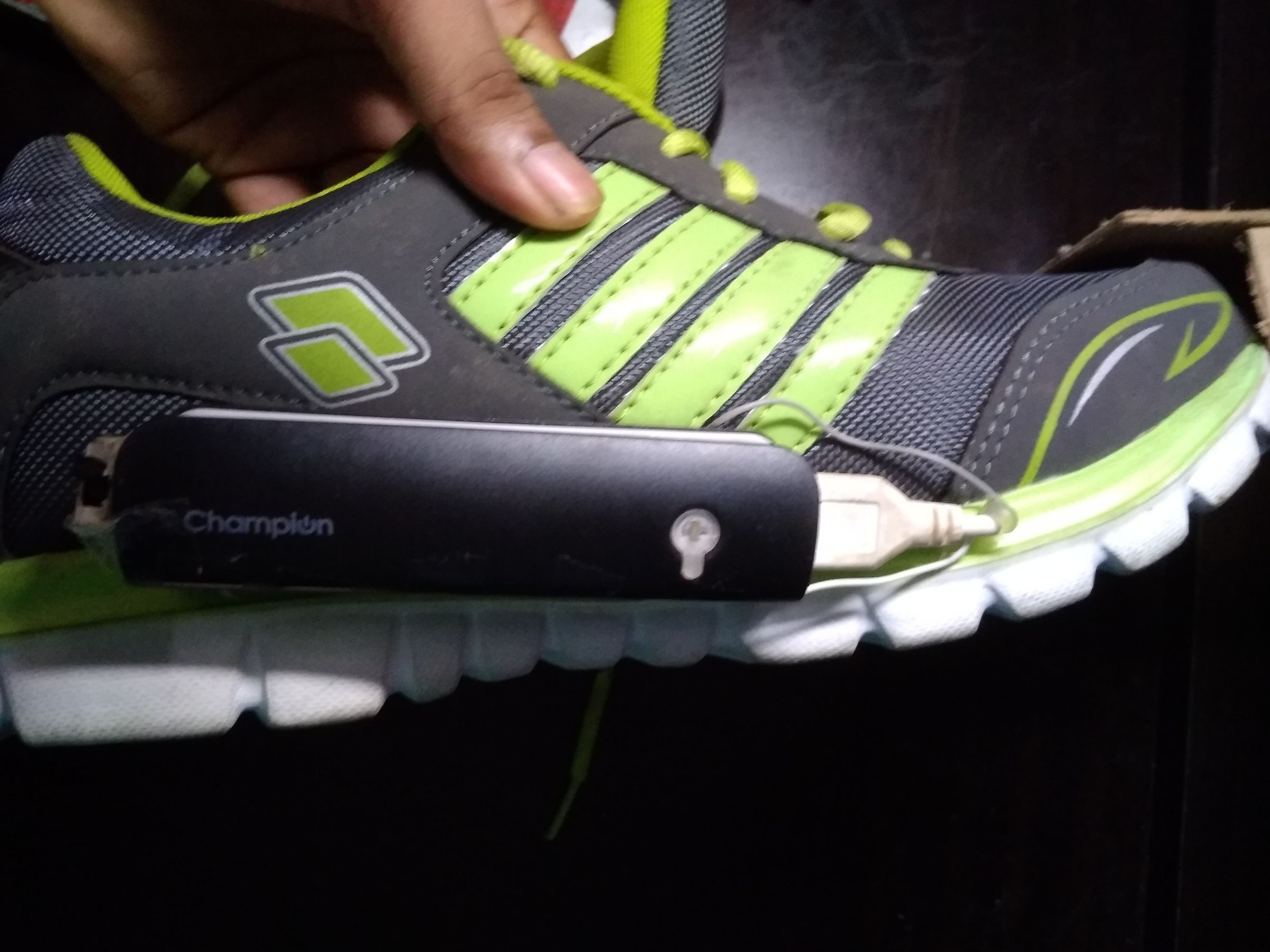 Haptic Shoe for the Visually Impaired : 12 Steps - Instructables
