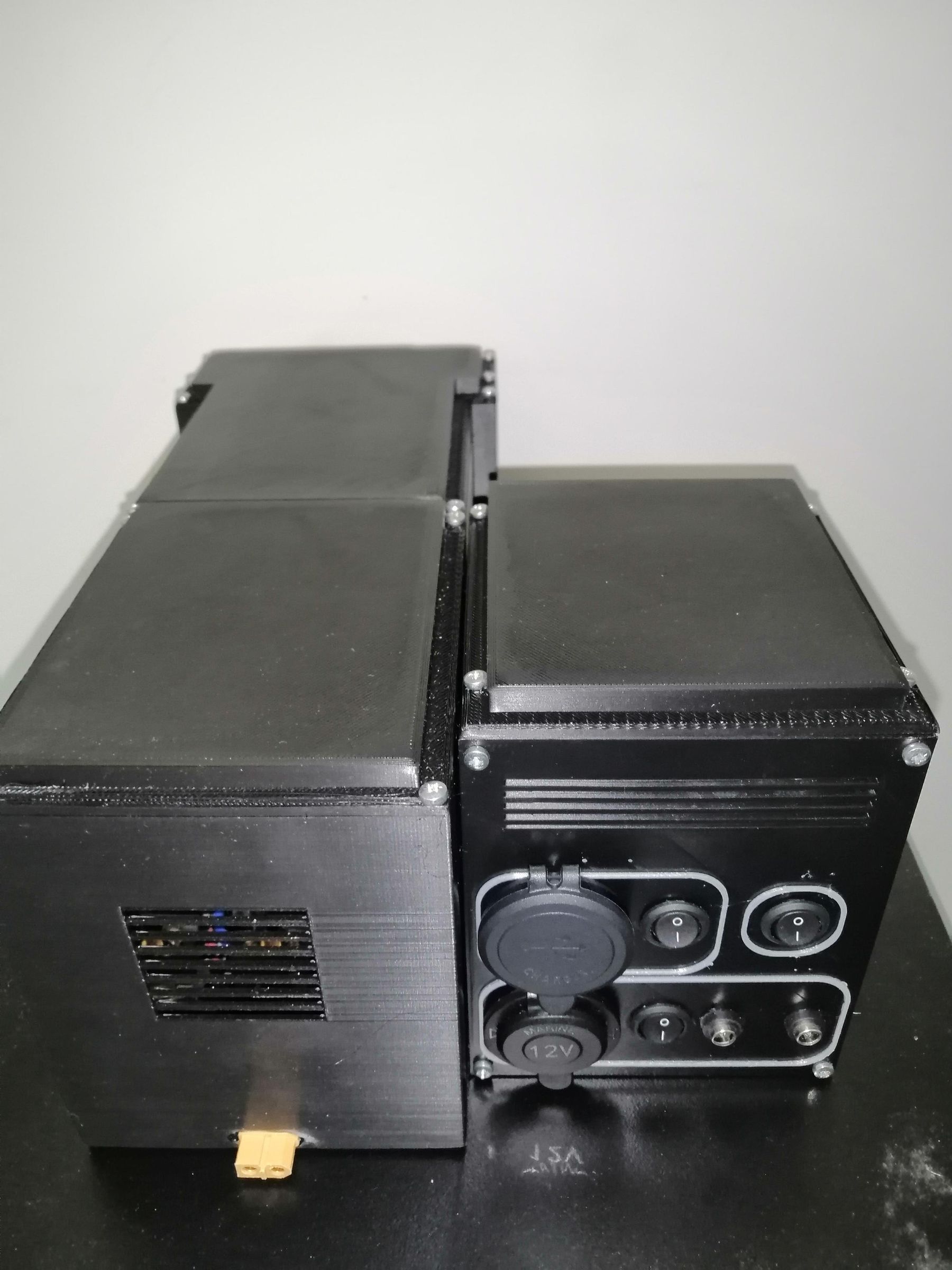 Portable Battery Connect 150w V1 : 3 Steps - Instructables