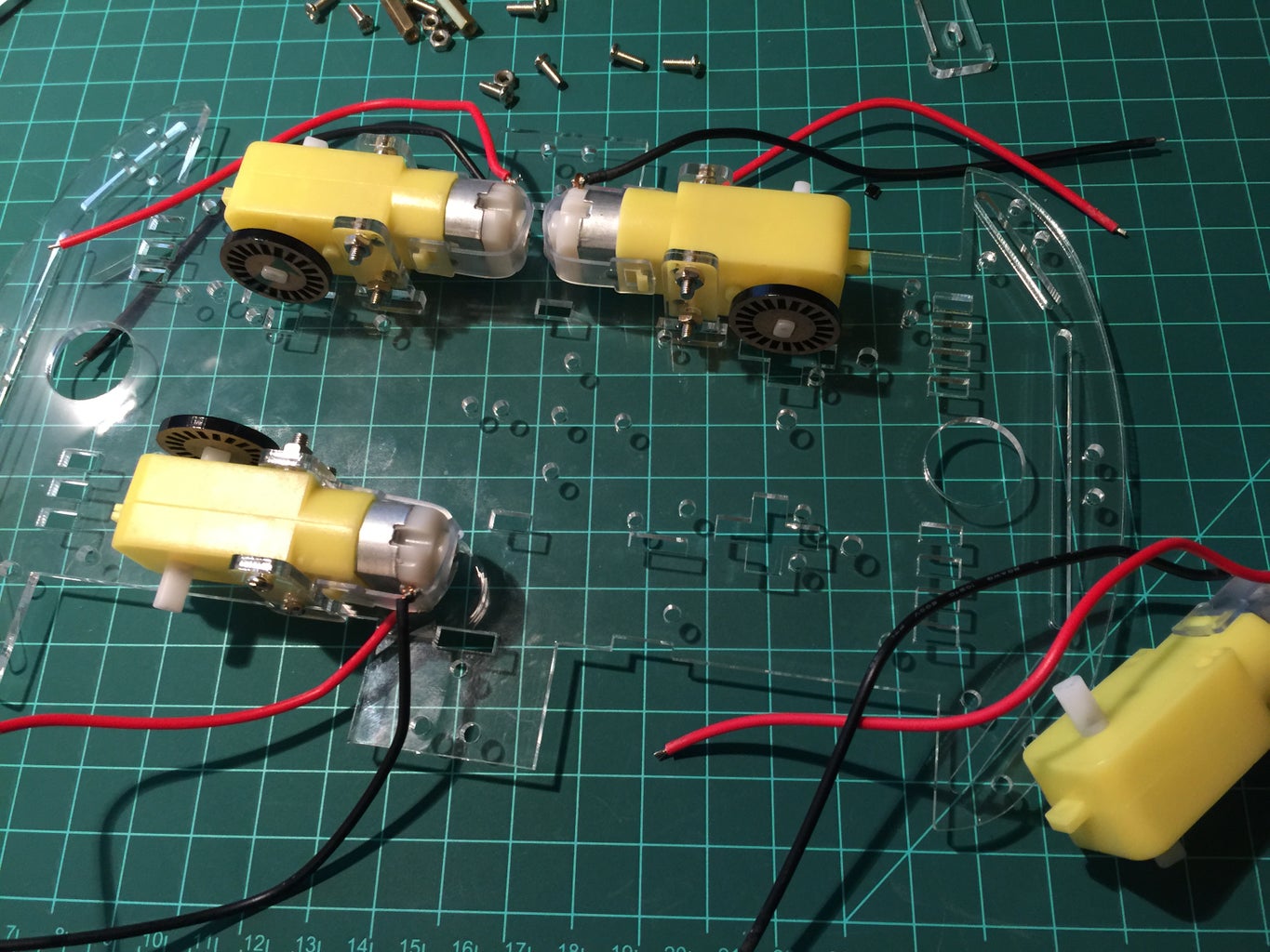 Iot Controlling A Raspberry Pi Robot Over Internet With Html And Shell Scripts Only 9 Steps