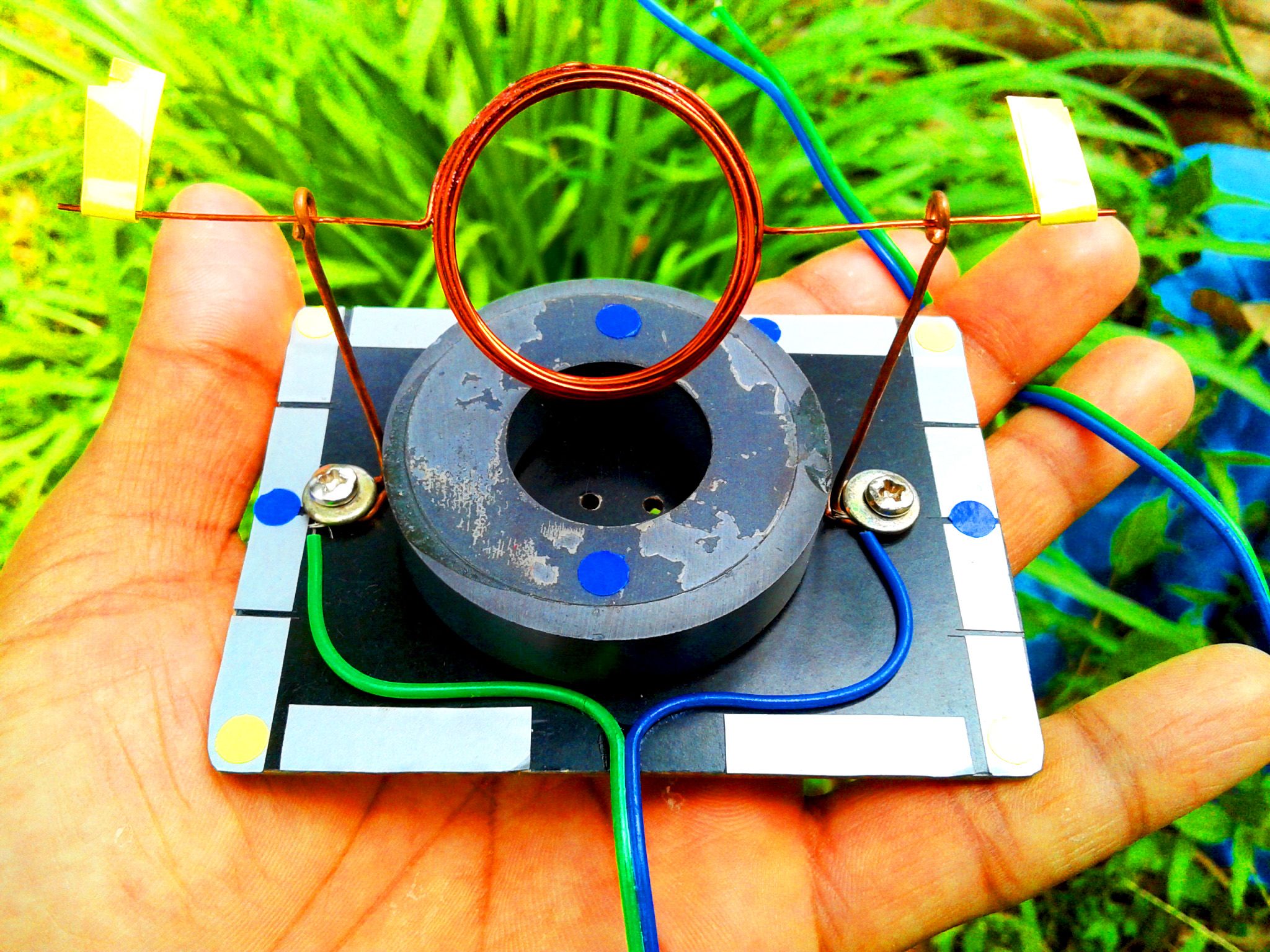 Simple Toy Motor : 12 Steps (with Pictures) - Instructables
