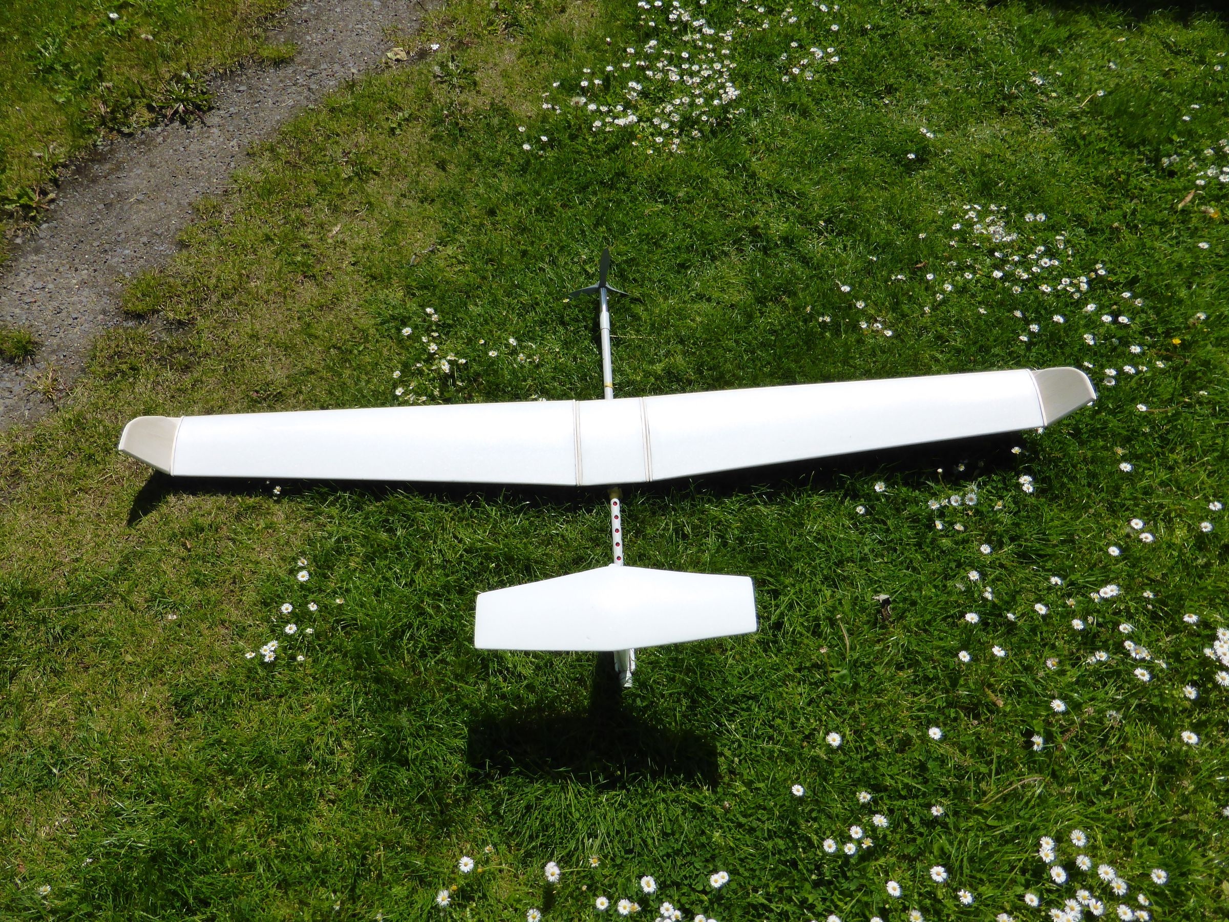 Rubber Band Airplane : 5 Steps (with Pictures) - Instructables