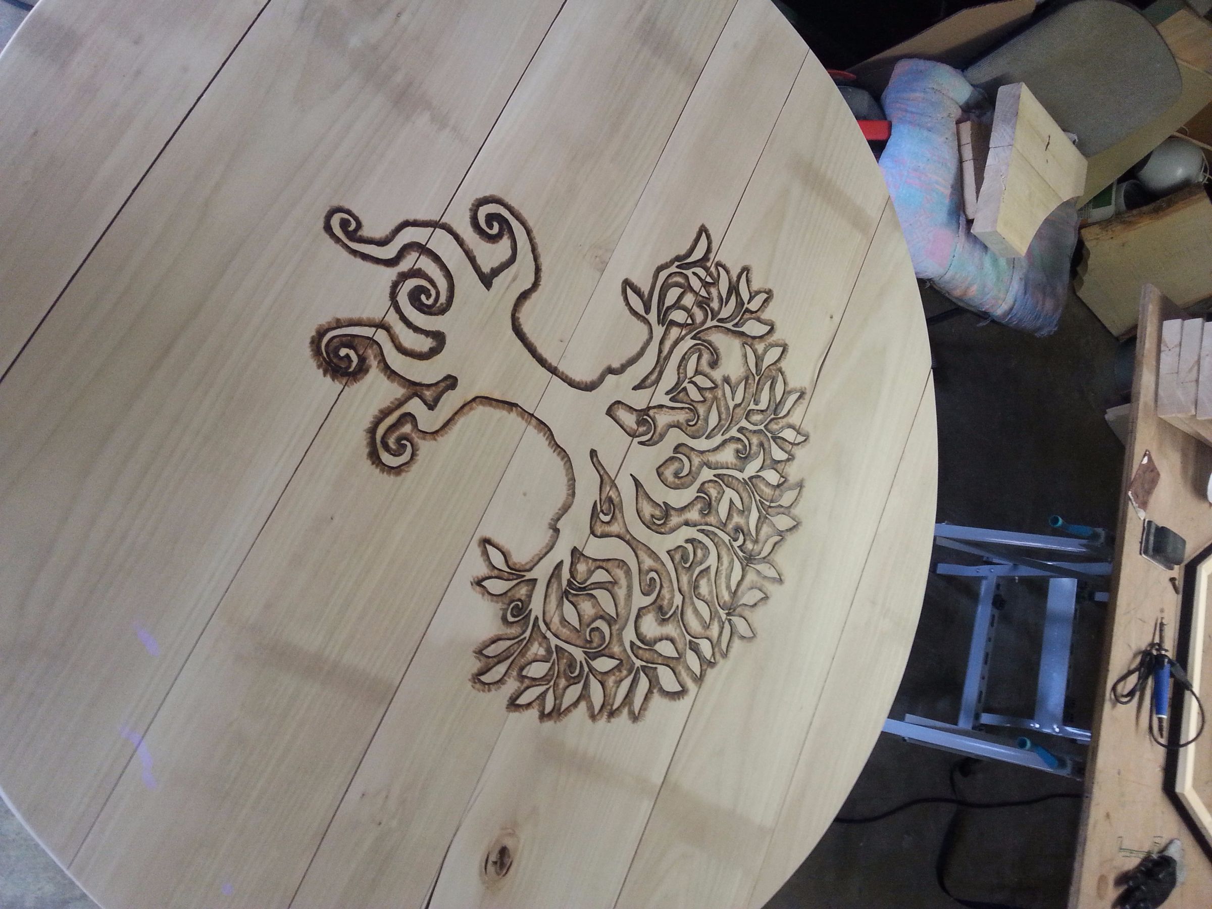 Engrave Tavern Table : 8 Steps (with Pictures) - Instructables