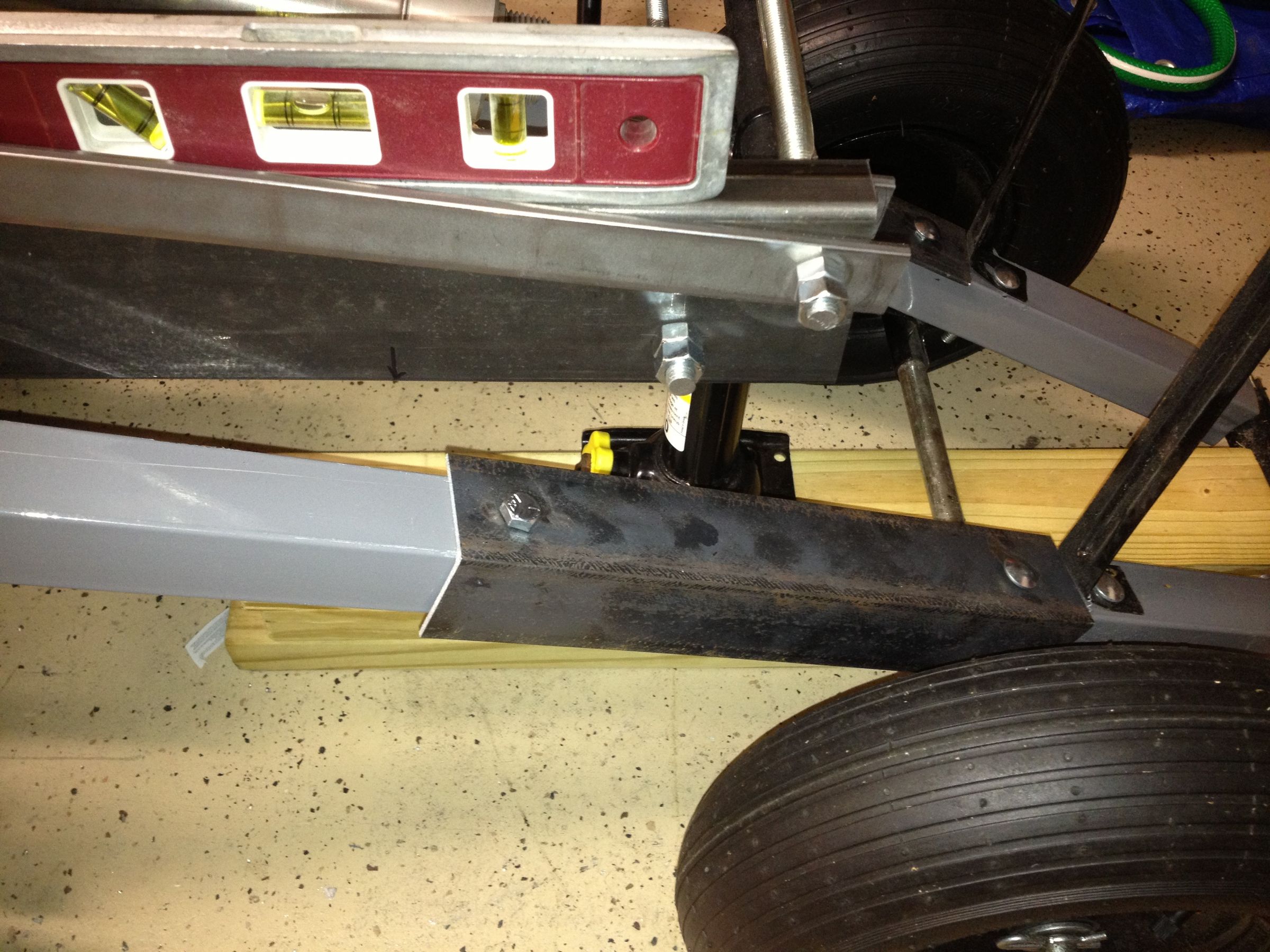 6-Wheeled R/C Wheelbarrow With Pneumatic Dump : 11 Steps (with Pictures ...