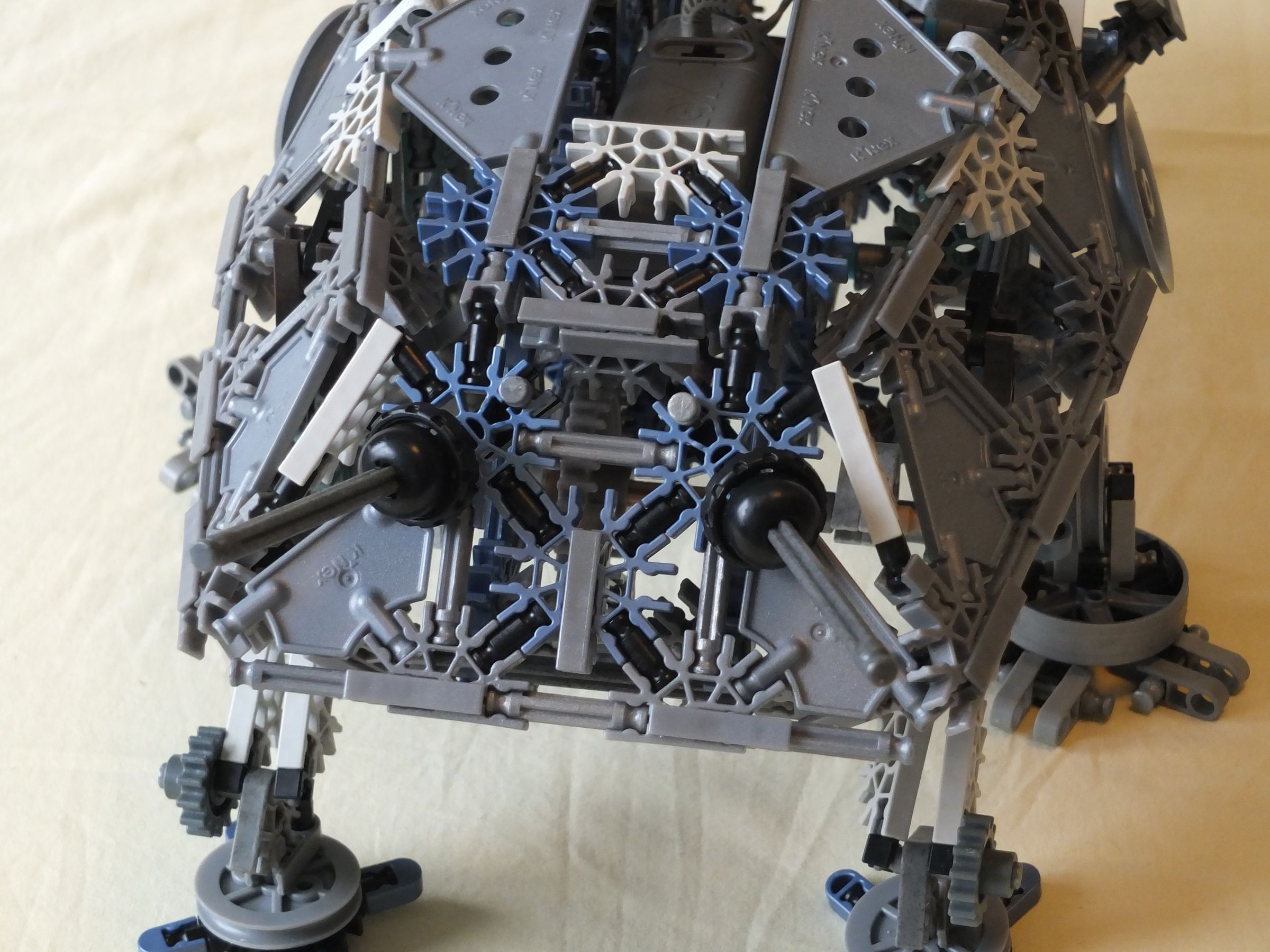 K'NEX Motorized Walking AT-TE From Star Wars : 6 Steps (with Pictures ...