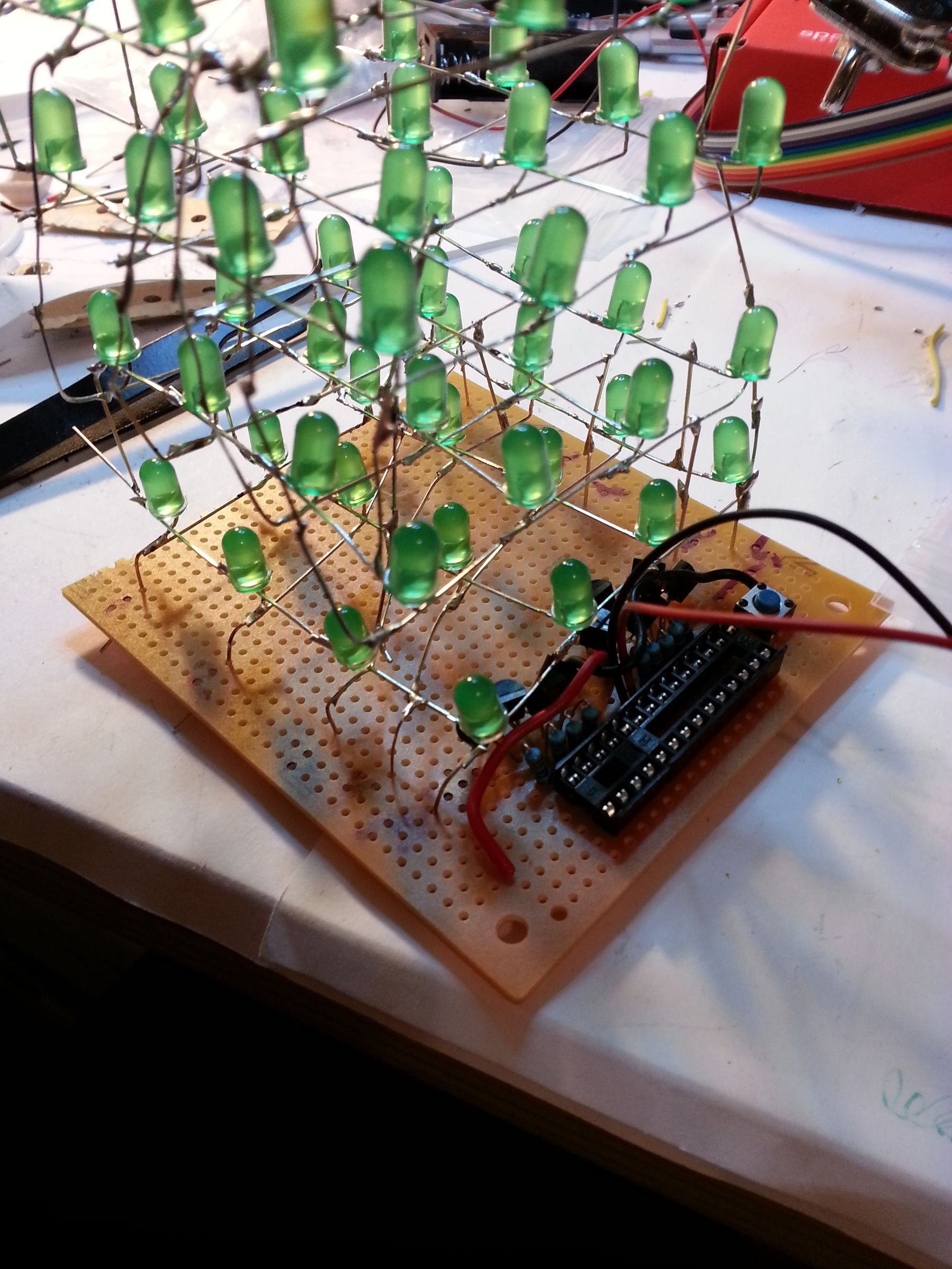 4x4x4 LED Cube With Charlieplexing : 6 Steps (with Pictures ...