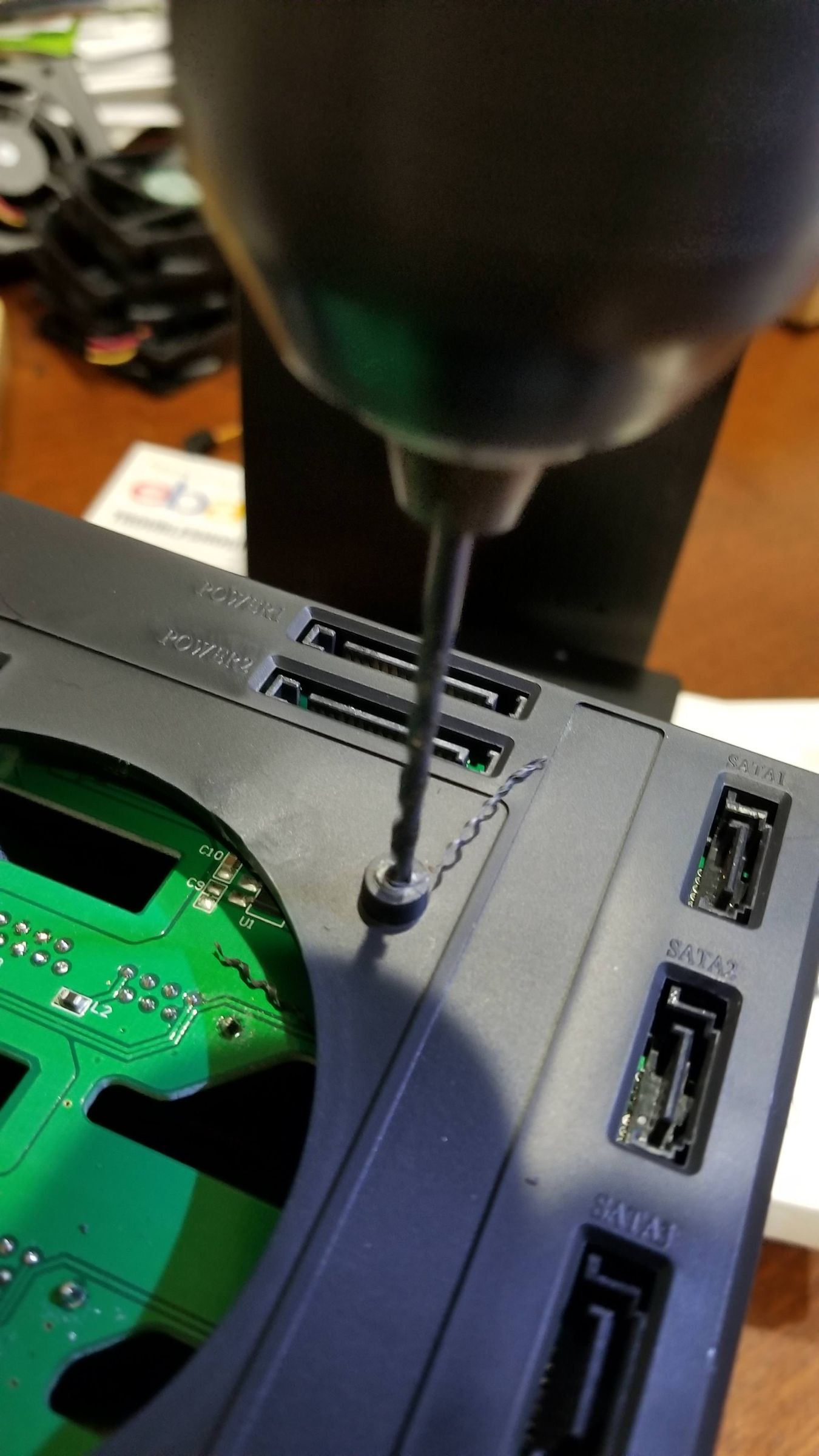 IStar Hard Drive Cage Fan Replacement Mod : 4 Steps - Instructables